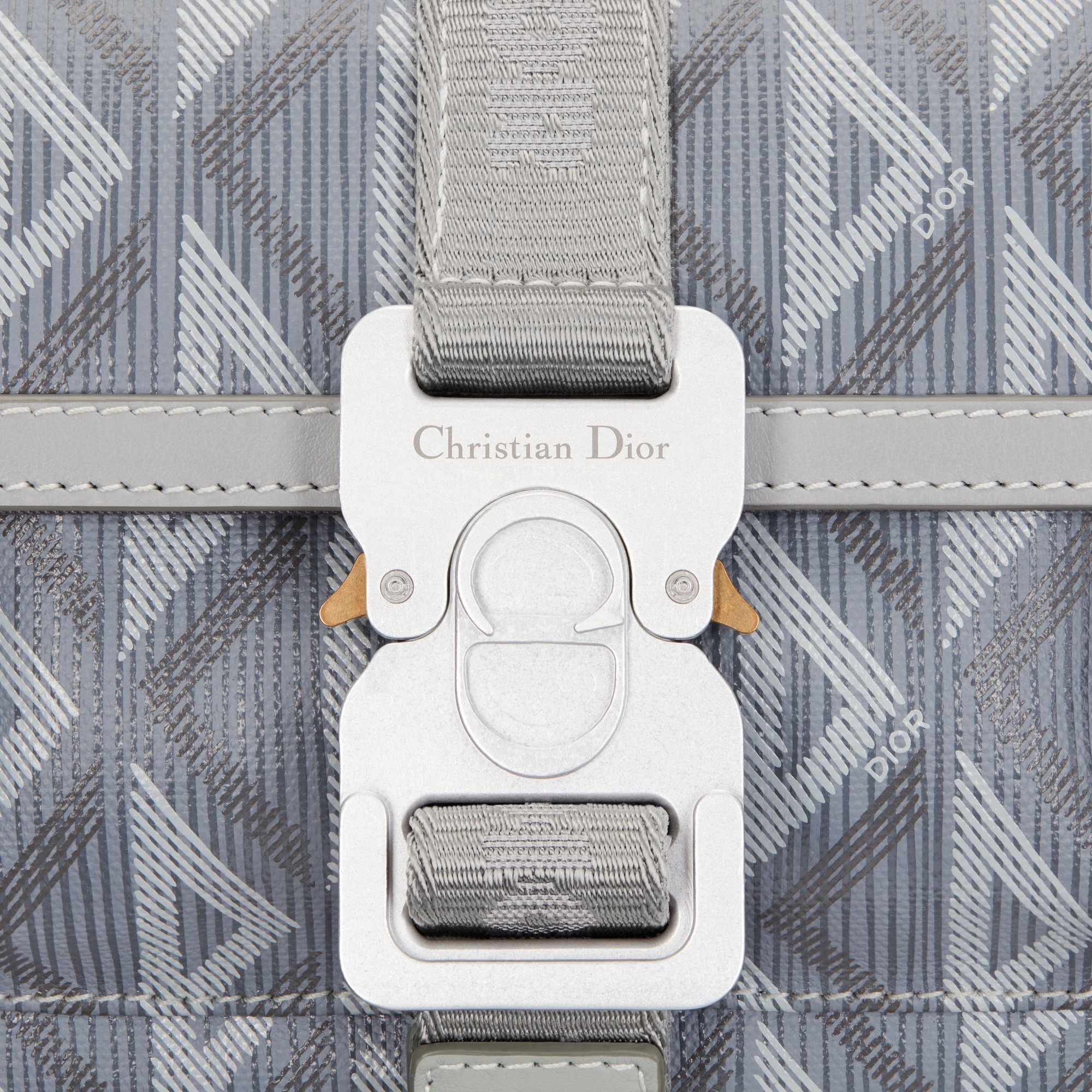 Dior Hit the Road 플랩 미니 스트랩백 Dior 그레이 CD Diamond 프린트 코팅 코튼 캔버스 | DIOR