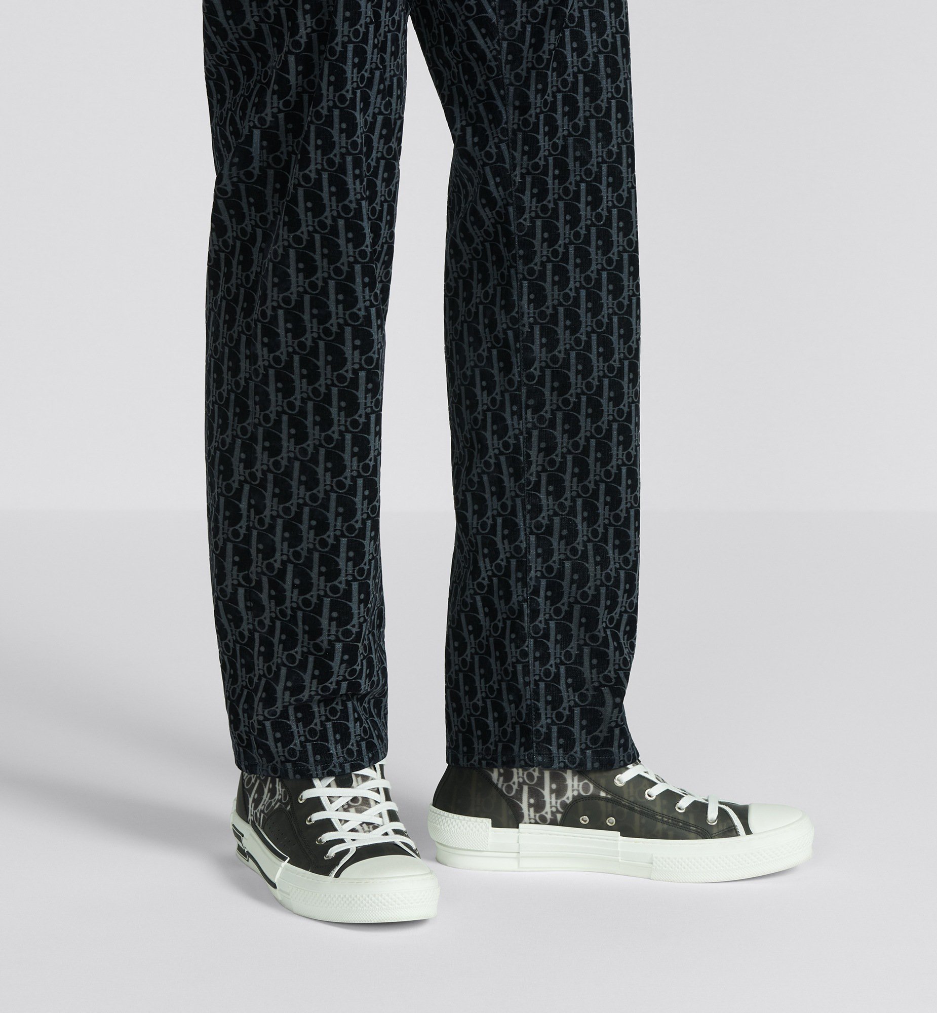 B23 League High-Top Sneaker Black and White Dior Oblique Canvas | DIOR