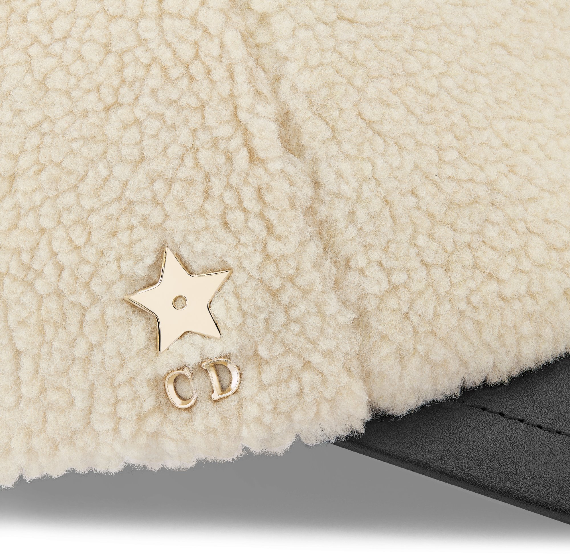 DiorAlps D-Player Cap White Shearling-Effect Technical Fabric and Black ...