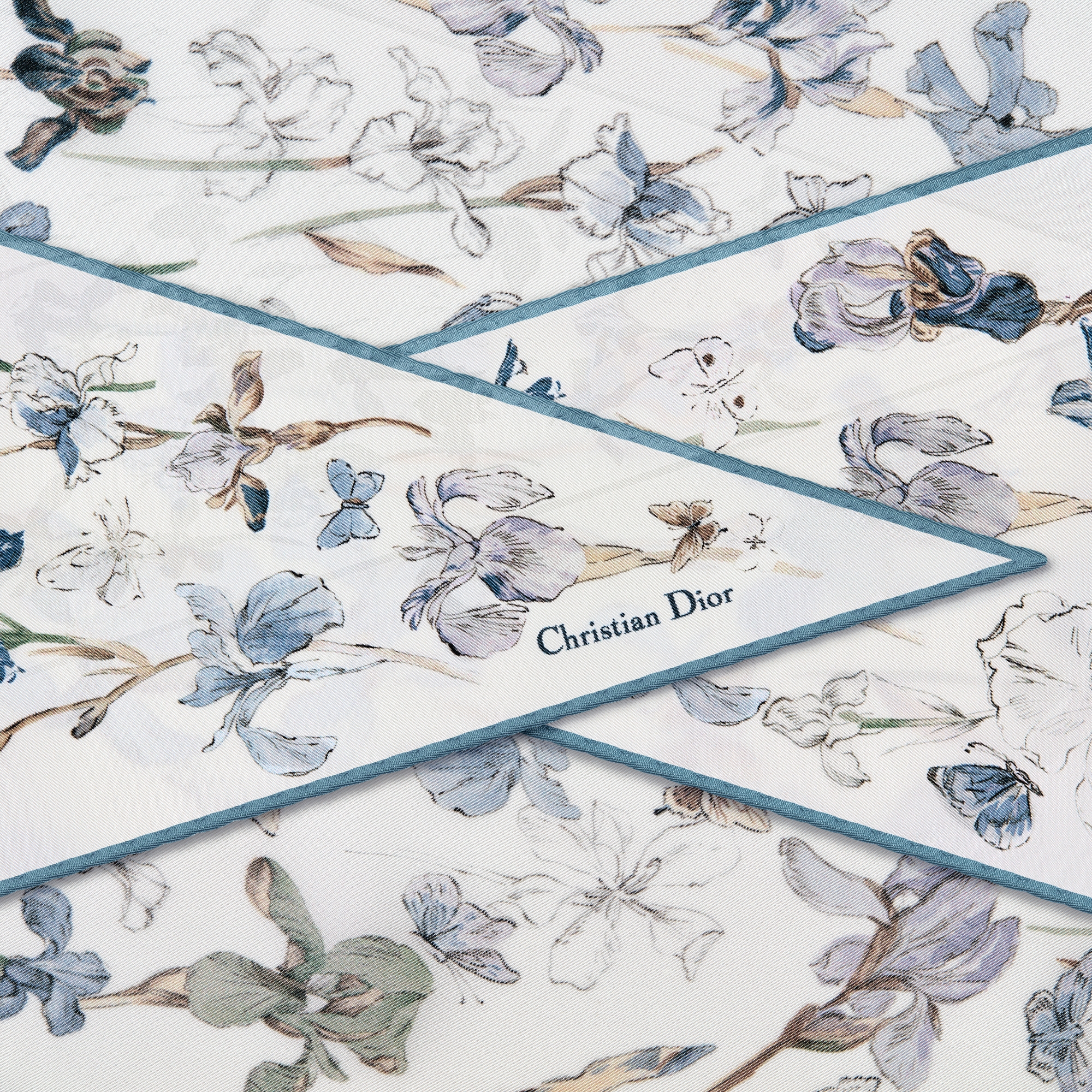 Iris Dior Diamond White and Azure Blue Silk Twill | DIOR