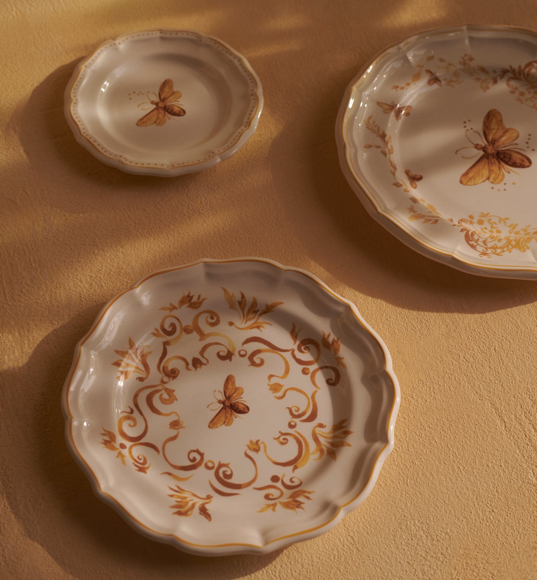 Speiseteller Dior Bees in Weiß und Gold | DIOR