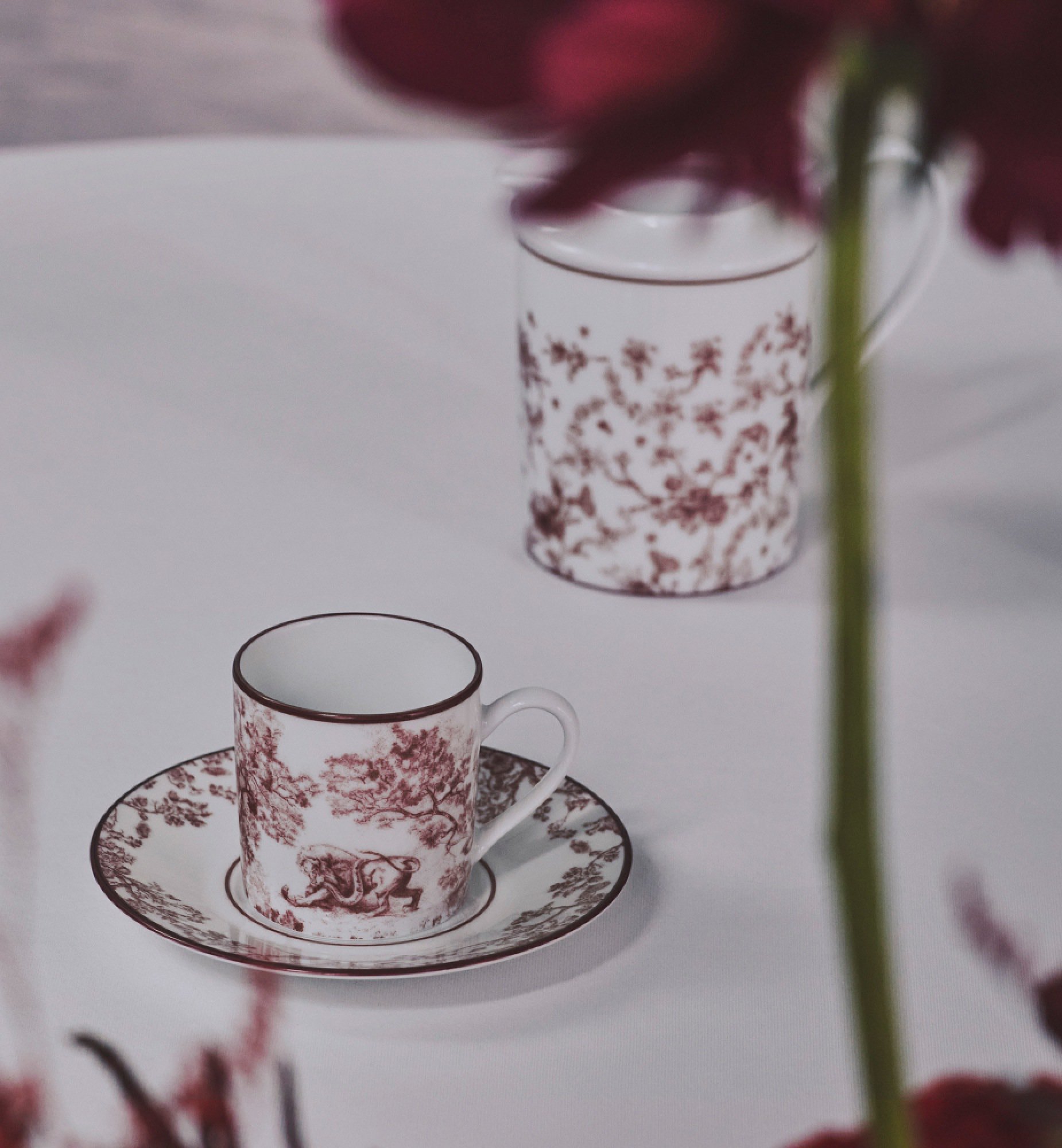 Sous-tasse à café Toile de Jouy, bordeaux | DIOR