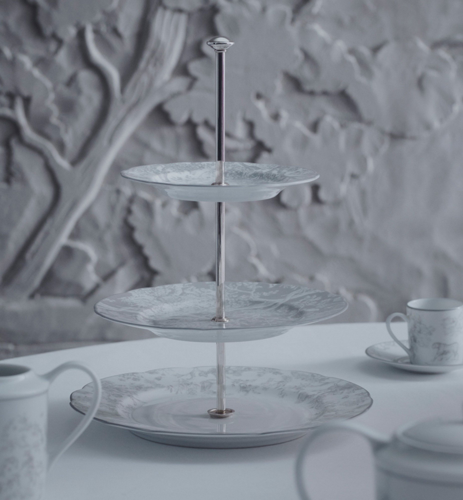 Three-Tiered Cake Stand White and Gray Toile de Jouy | DIOR