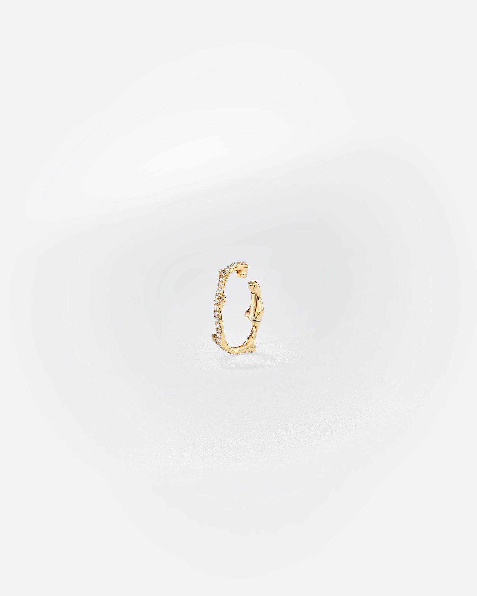 Bois de Rose Single Ear Cuff Yellow Gold and Diamonds | DIOR