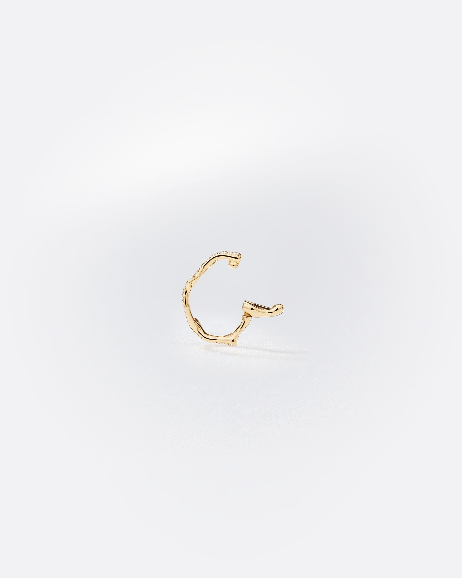 Bois de Rose Single Ear Cuff Yellow Gold and Diamonds | DIOR