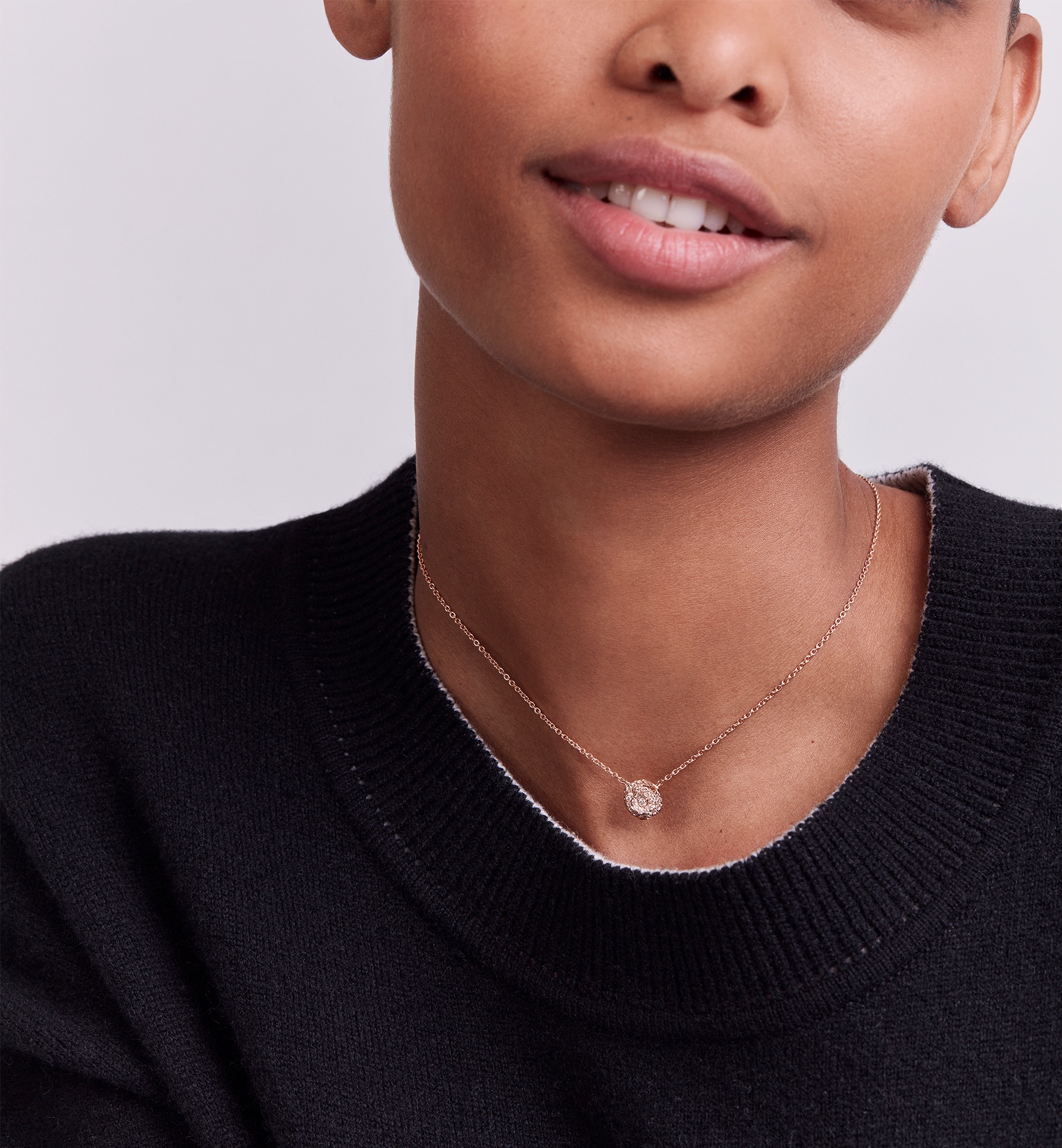 Collier Rose Dior Couture Petit Modèle Or rose et diamants | DIOR