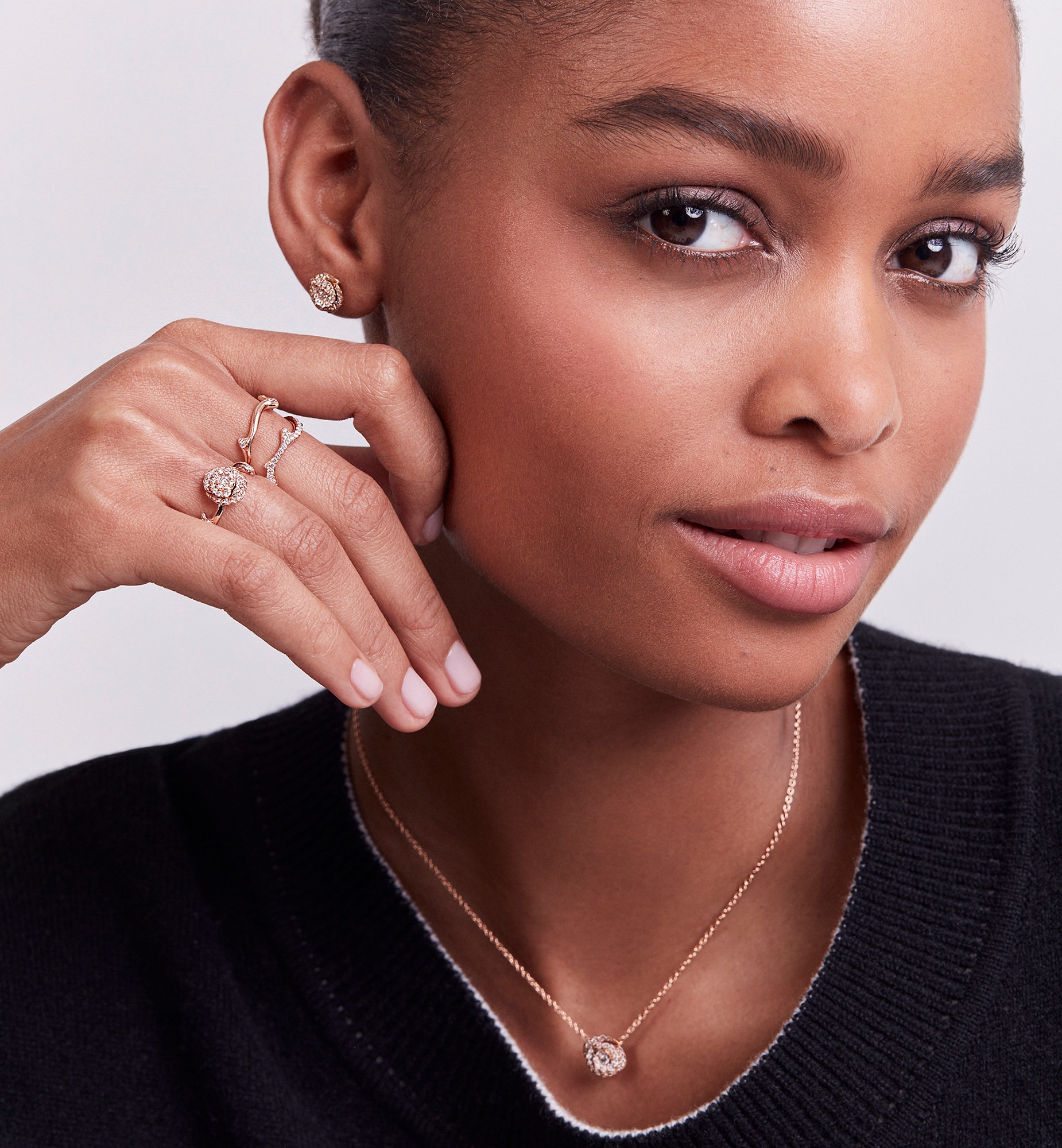 Small Rose Dior Couture Ring Pink Gold and Diamonds | DIOR