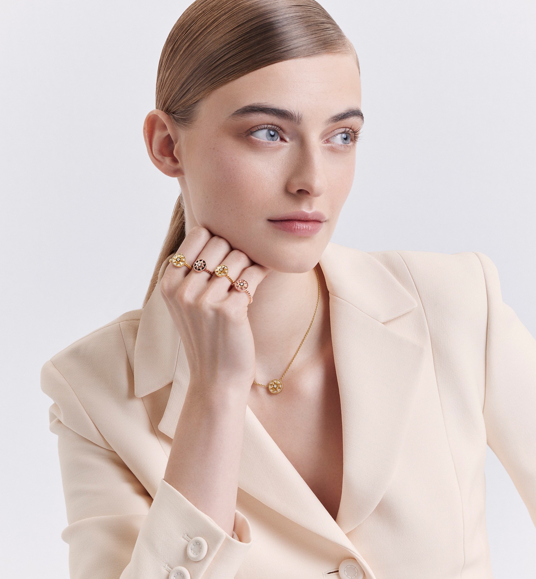 Rose Des Vents Ring Rose Gold, Diamond and Onyx | DIOR