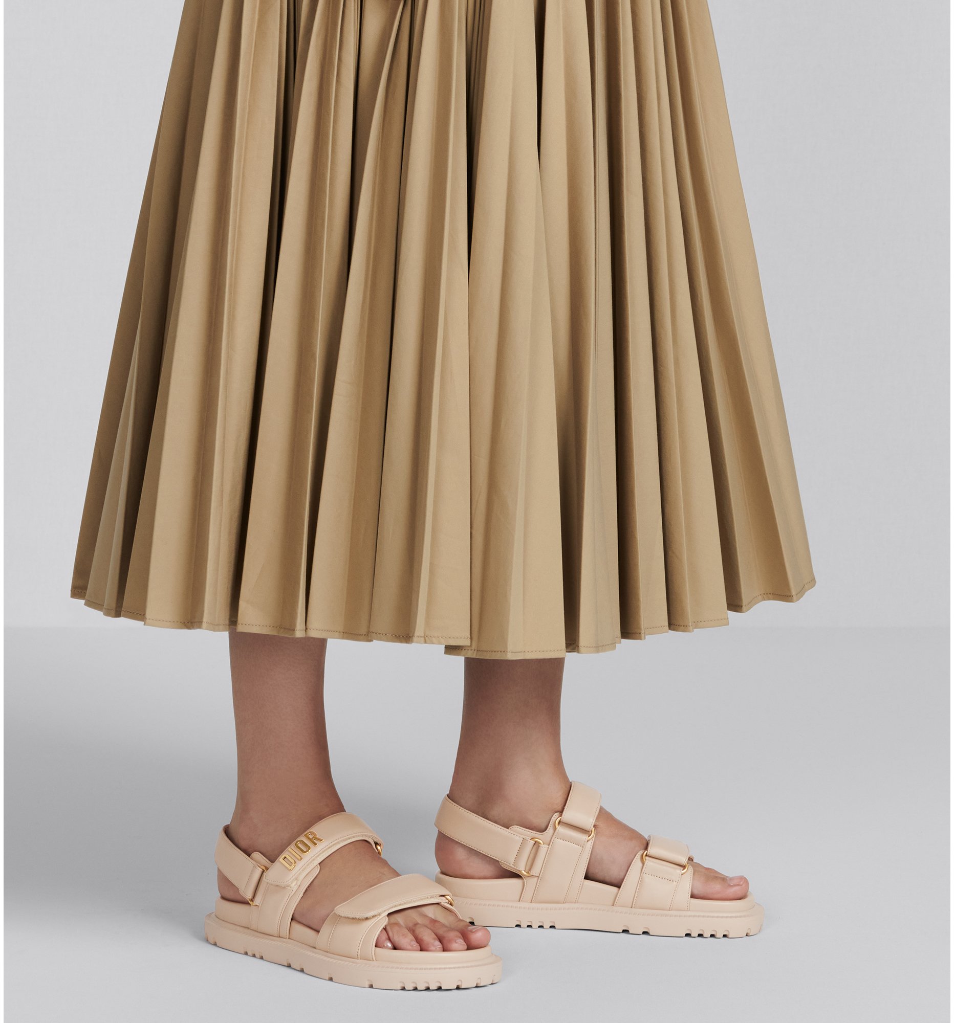 Sandalo Dioract Pelle di agnello beige tenue | DIOR