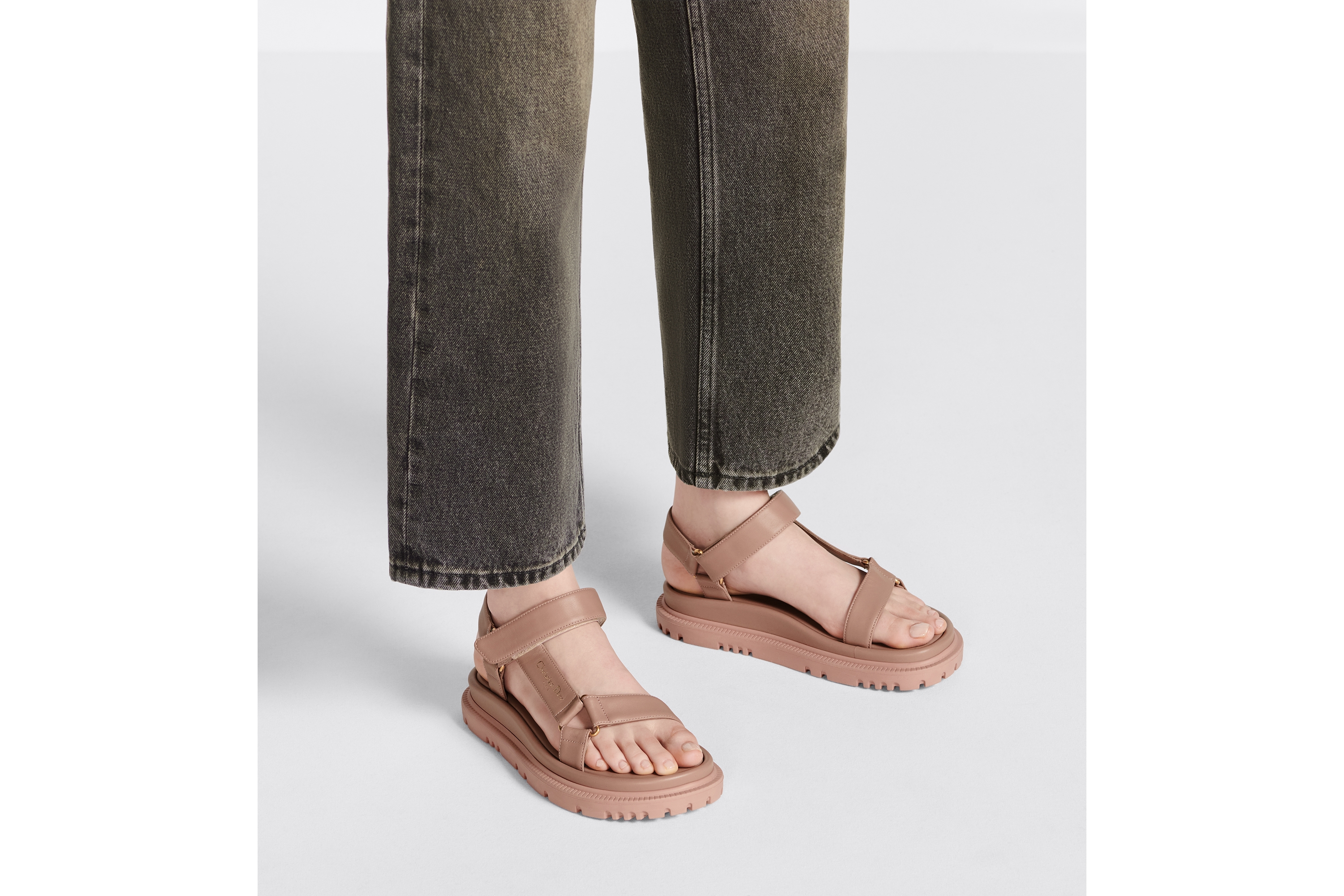D-Wave Sandal Powder Pink Lambskin | DIOR