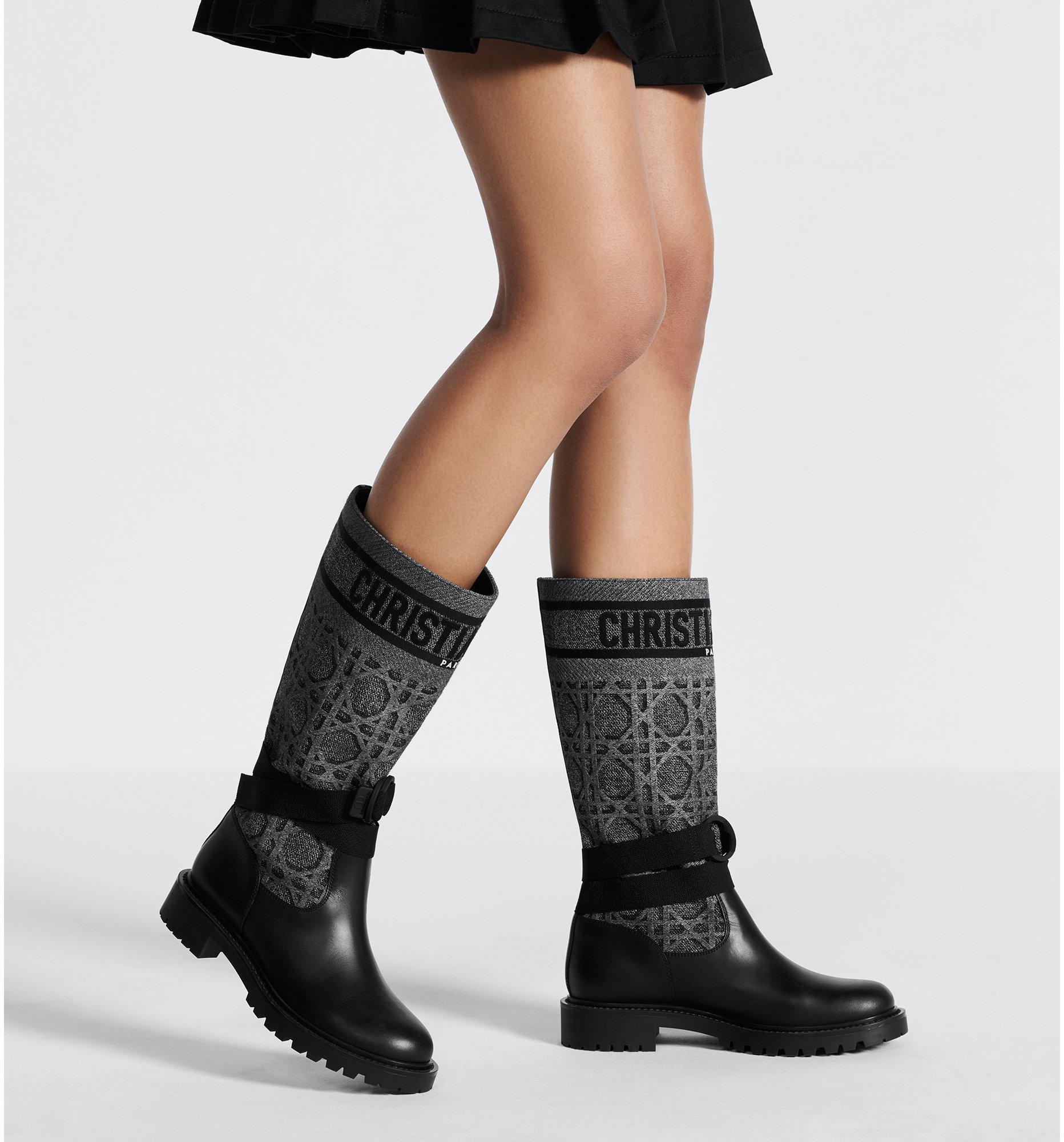 D-Major Boot Black Calfskin with Gray Embroidered Cannage Cotton | DIOR