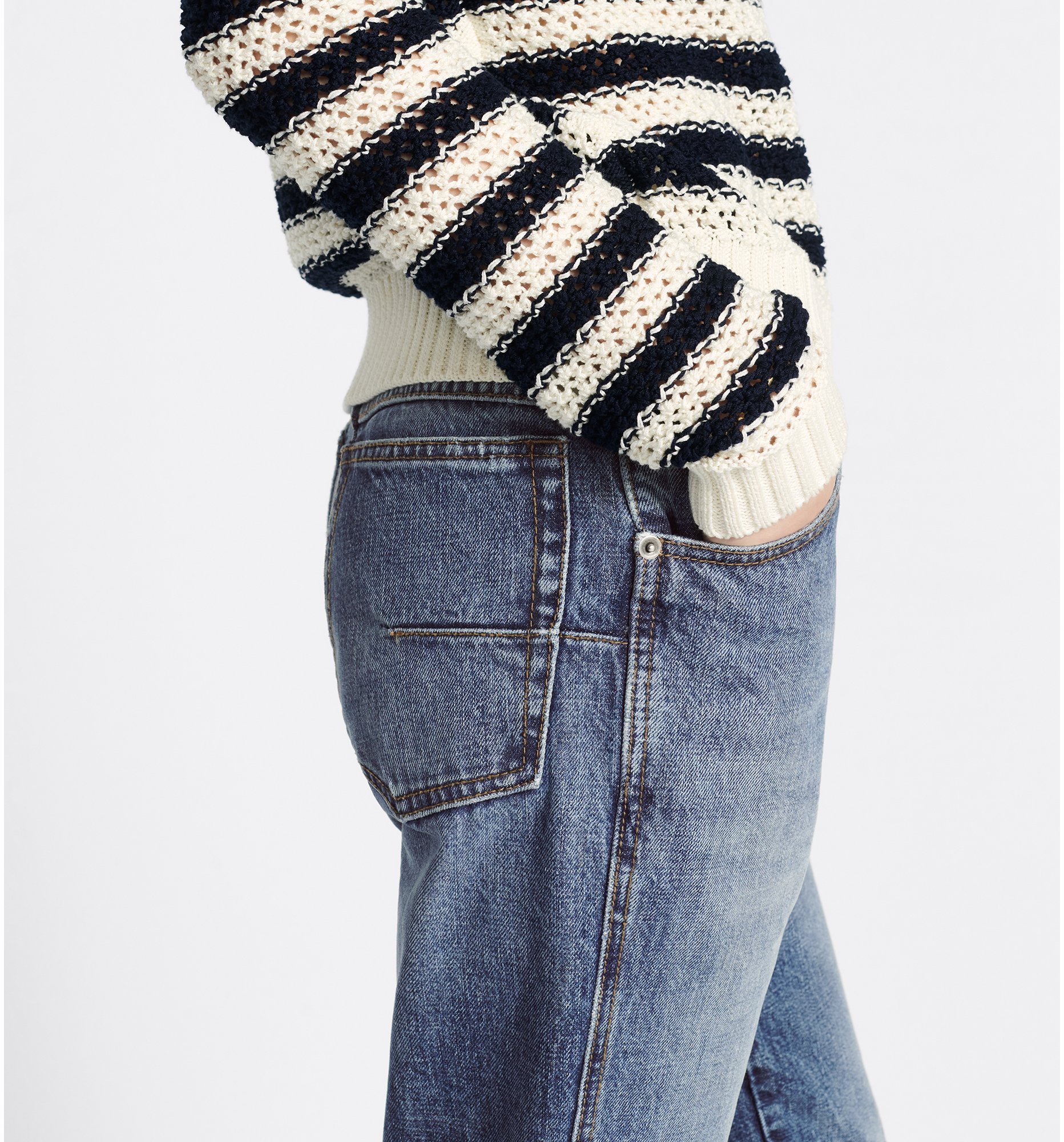 Dior 8 스트레이트 진, D09 블루 스톤워싱 코튼 데님 | DIOR