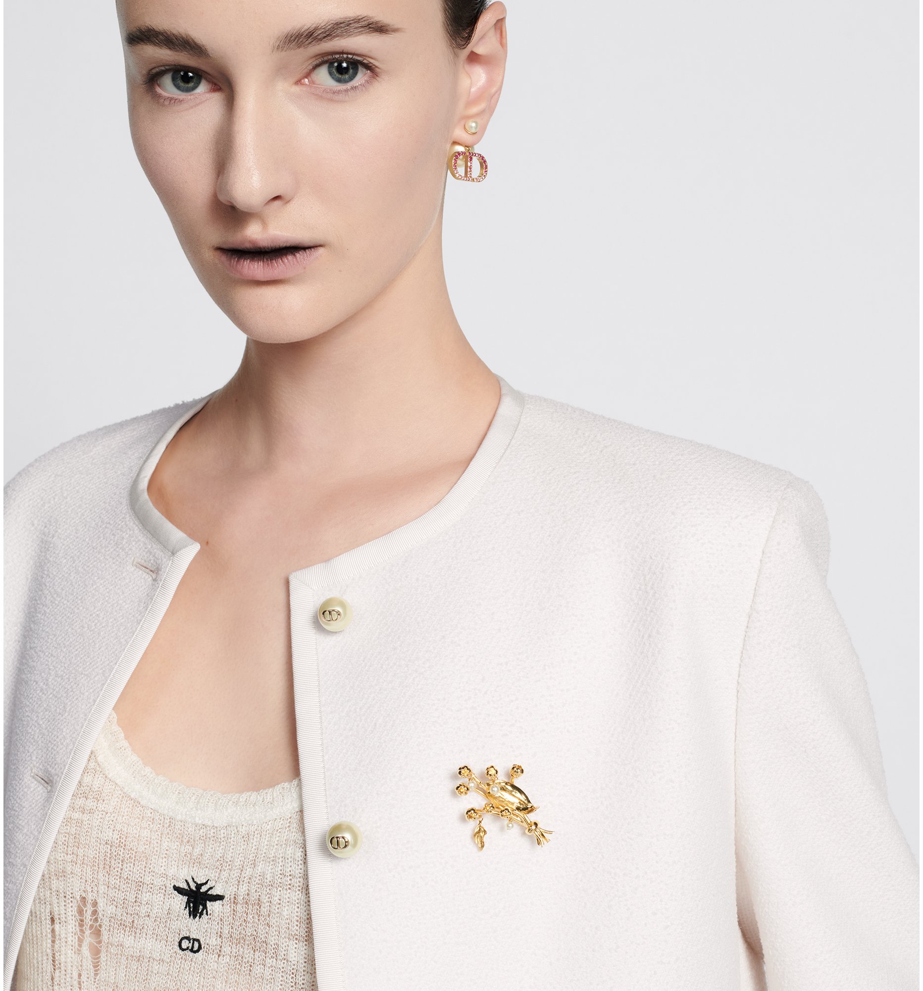 Dior Lily Garden Brooch Gold-Finish Metal and White Resin Pearls | DIOR