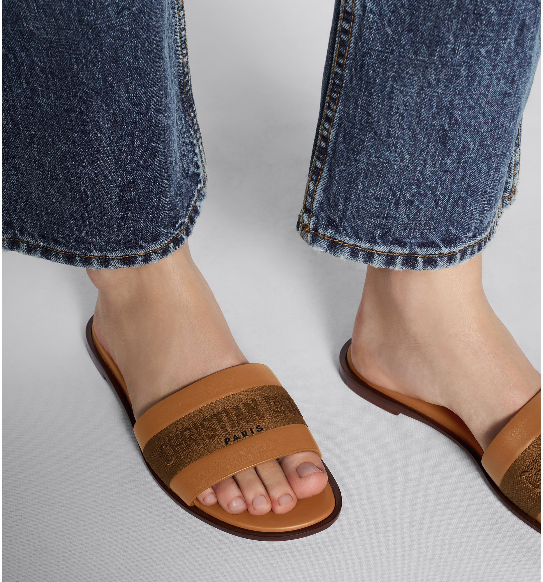 Dior Dway Slides Outfit