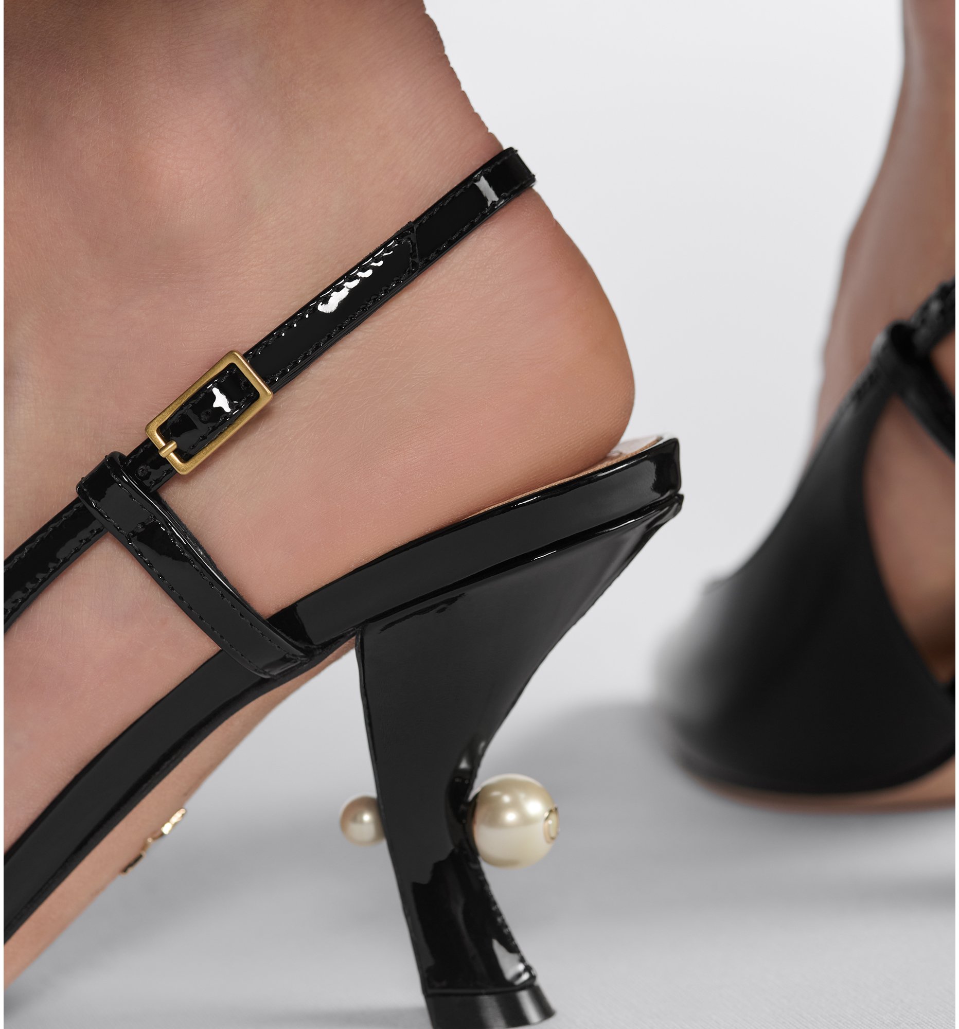 Dior Tribales Slingback Pump Black Patent Calfskin | DIOR