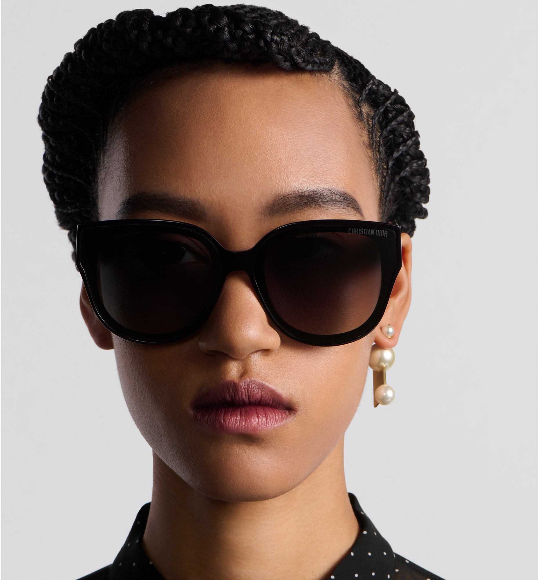 Lady 95.22 R3I Black Rounded Sunglasses | DIOR