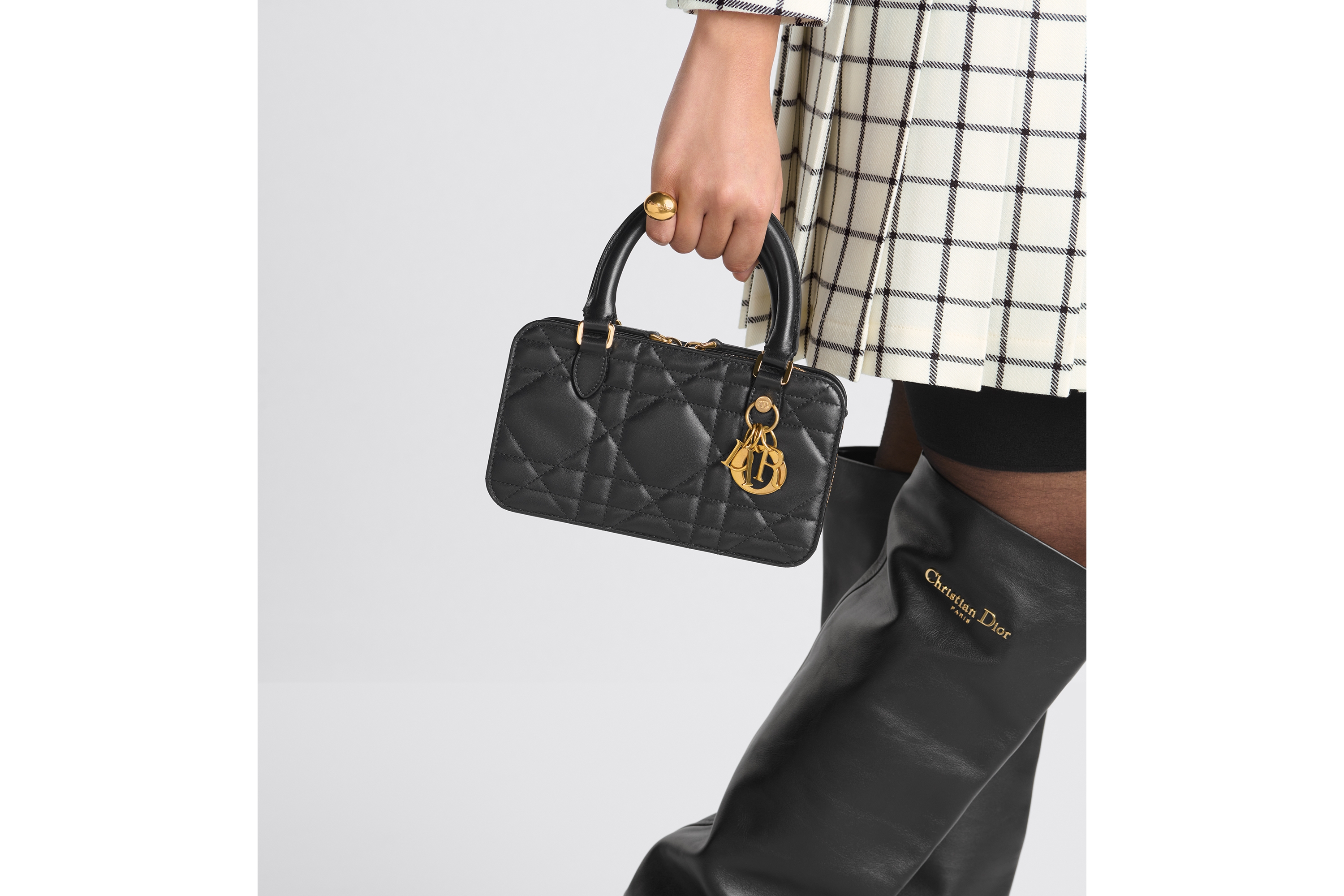 My Dior Mini Doctor Bag Black Macrocannage Lambskin | DIOR