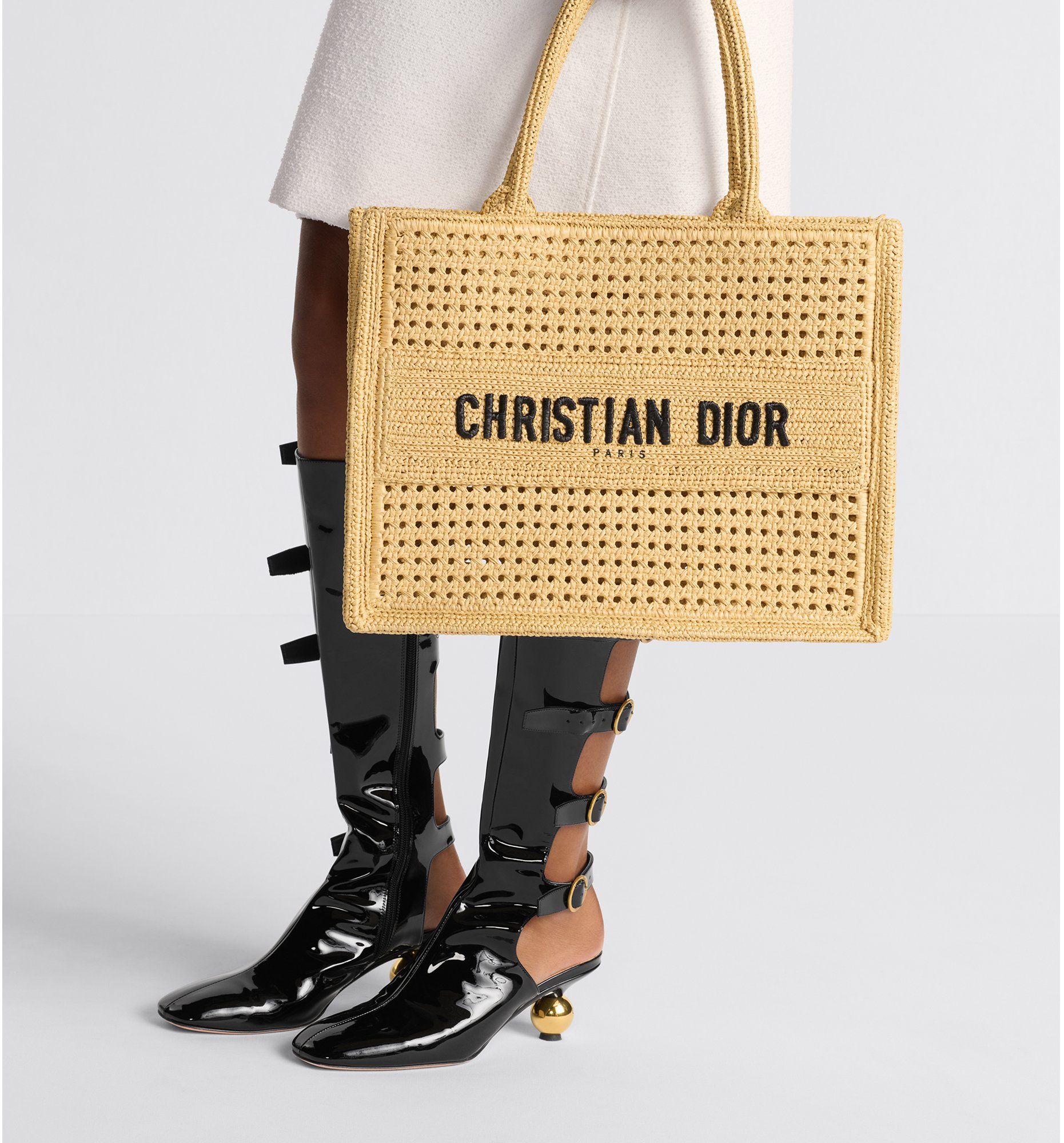 Sac Dior Book Tote Medium Paille de Vienne Cannage couleur naturel (36 ...