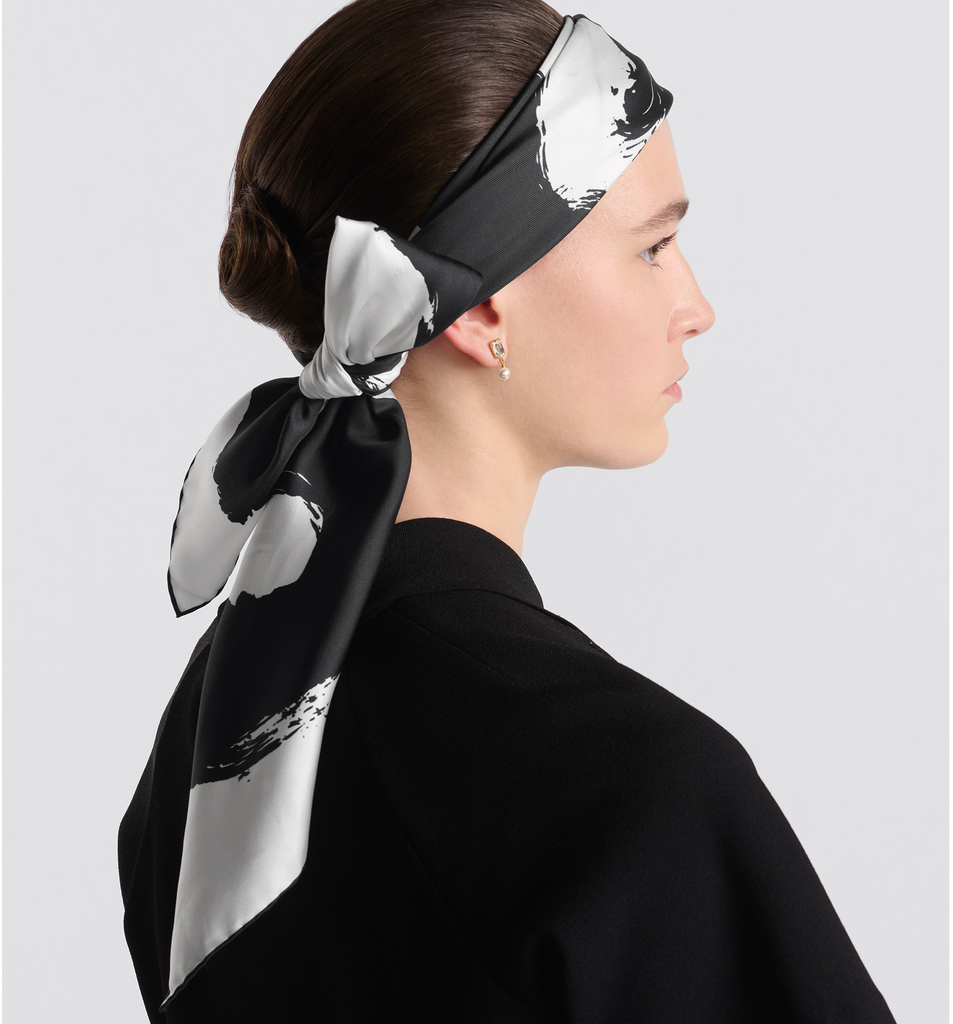 Miss Dior Graffiti 90 Square Scarf White and Black Silk Twill | DIOR