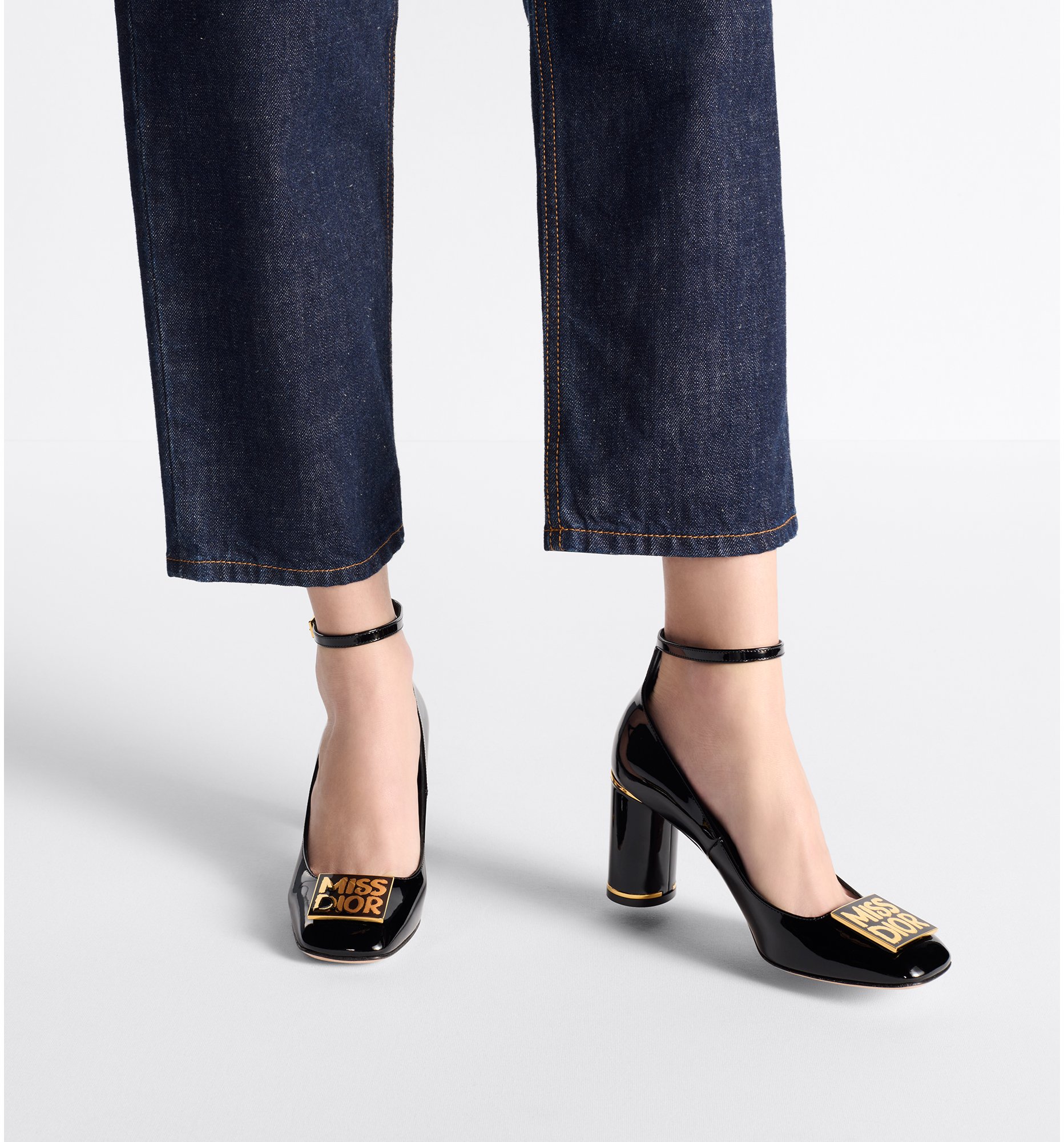 Miss Dior Graffiti Pump Black Patent Calfskin | DIOR