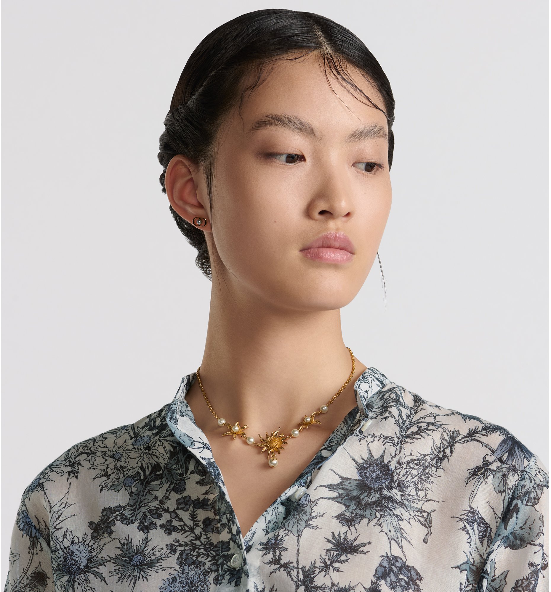 Mini puces d'oreilles Petit CD Jolie Métal finition dorée et perles en ...