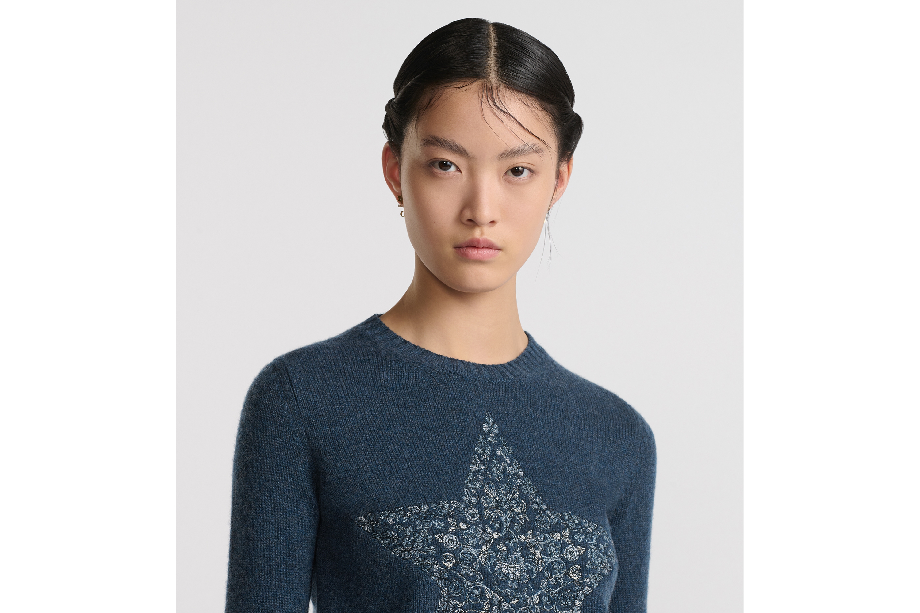 Petit CD Earrings Gold-Finish Metal with White Resin Pearls and Silver ...