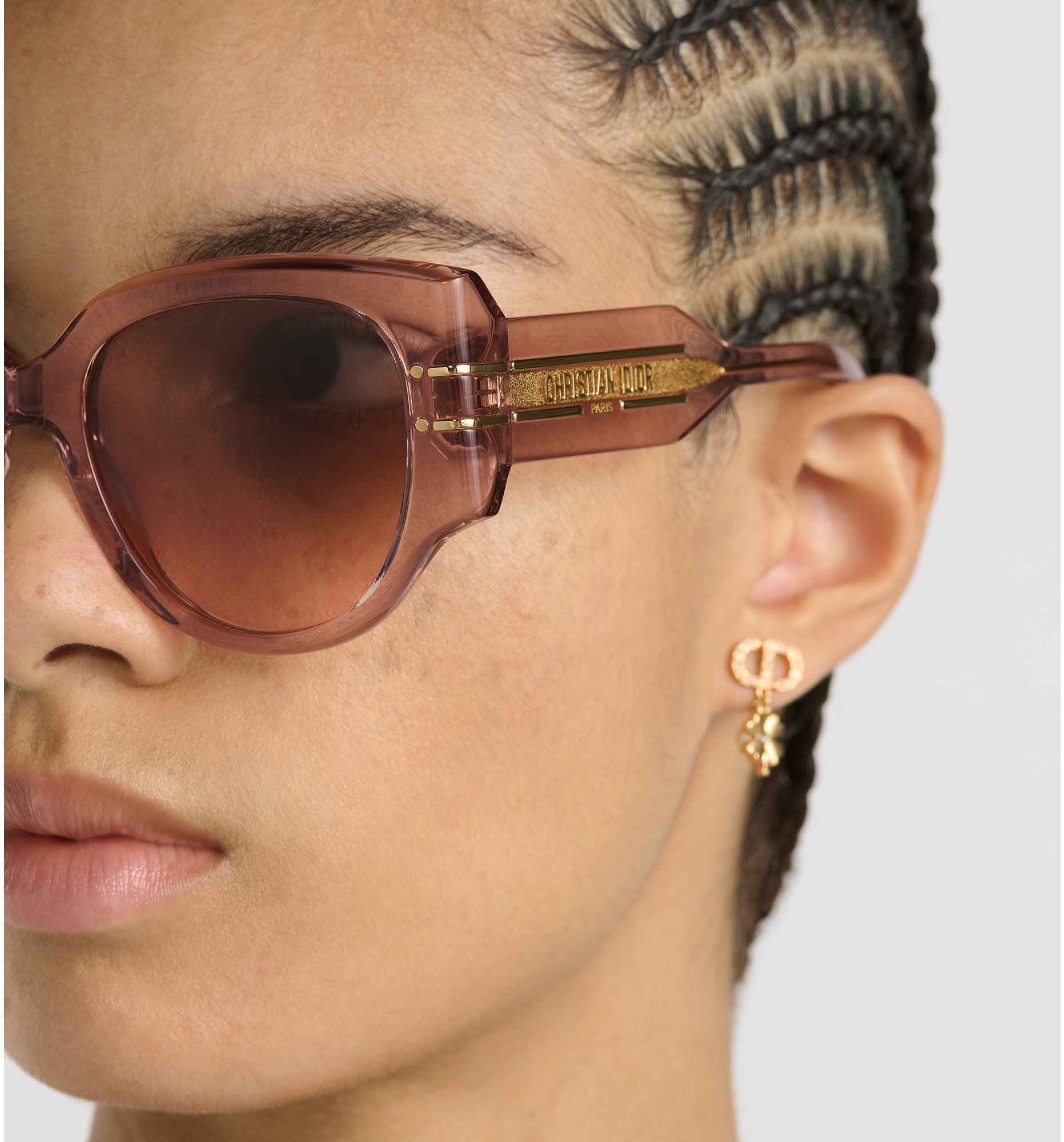 DiorSignature R2F Transparent Blush Pink Rounded Sunglasses | DIOR