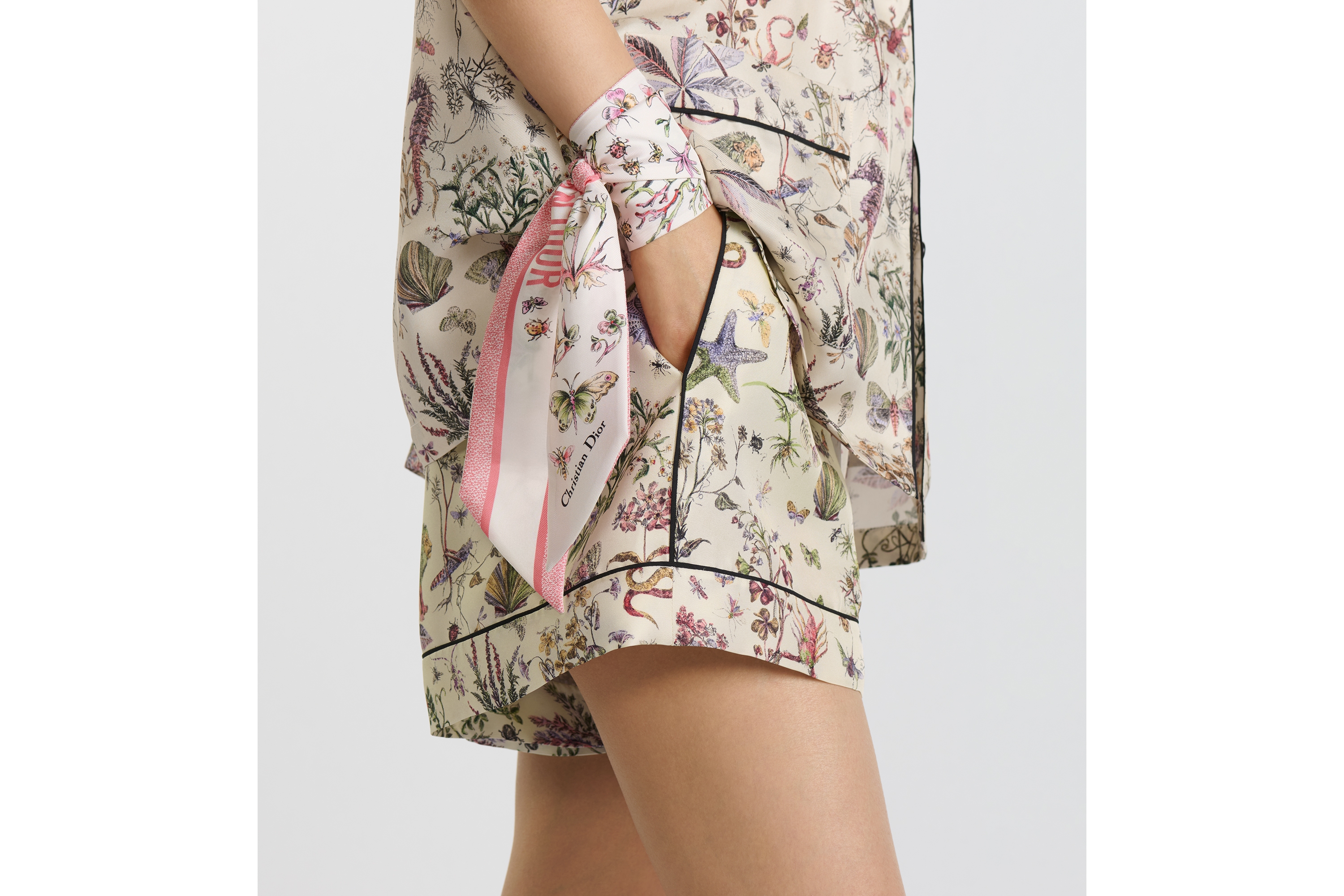 Dior Cabinet de Curiosités Mitzah Scarf Ivory and Pink Multicolor Silk ...