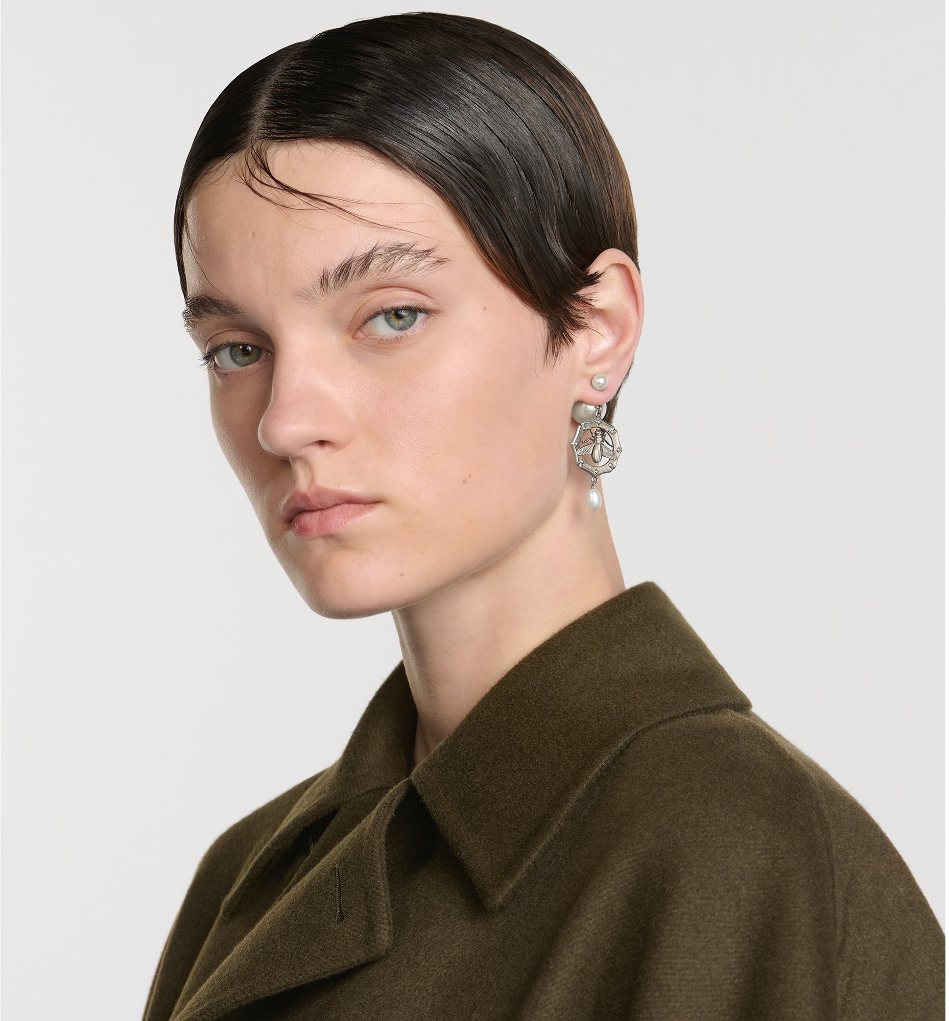 Серьги Dior Tribales Металл с полуматовой состаренной палладиевой ...
