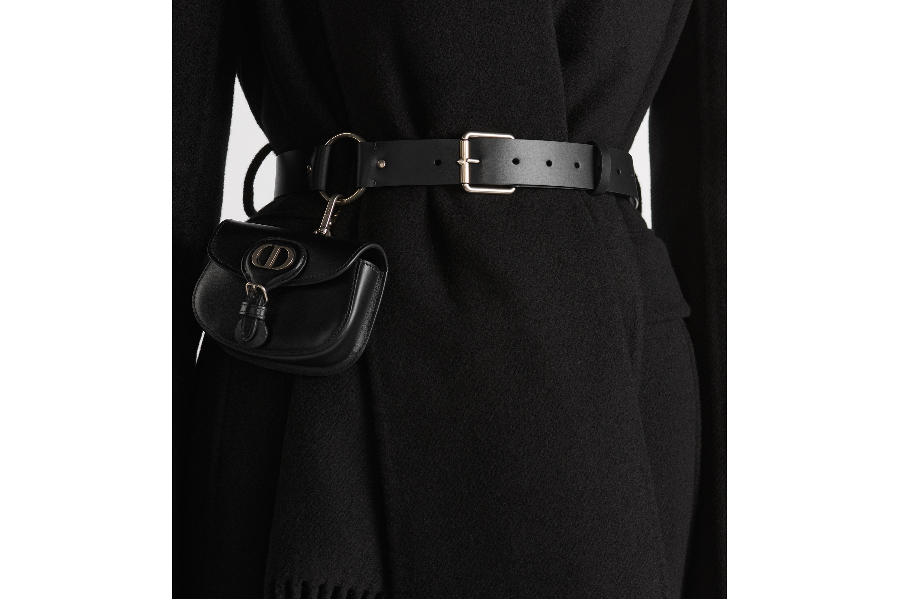 Dior Symbol Gürtel mit abnehmbarer Pouch Glattes Kalbsleder in Schwarz ...