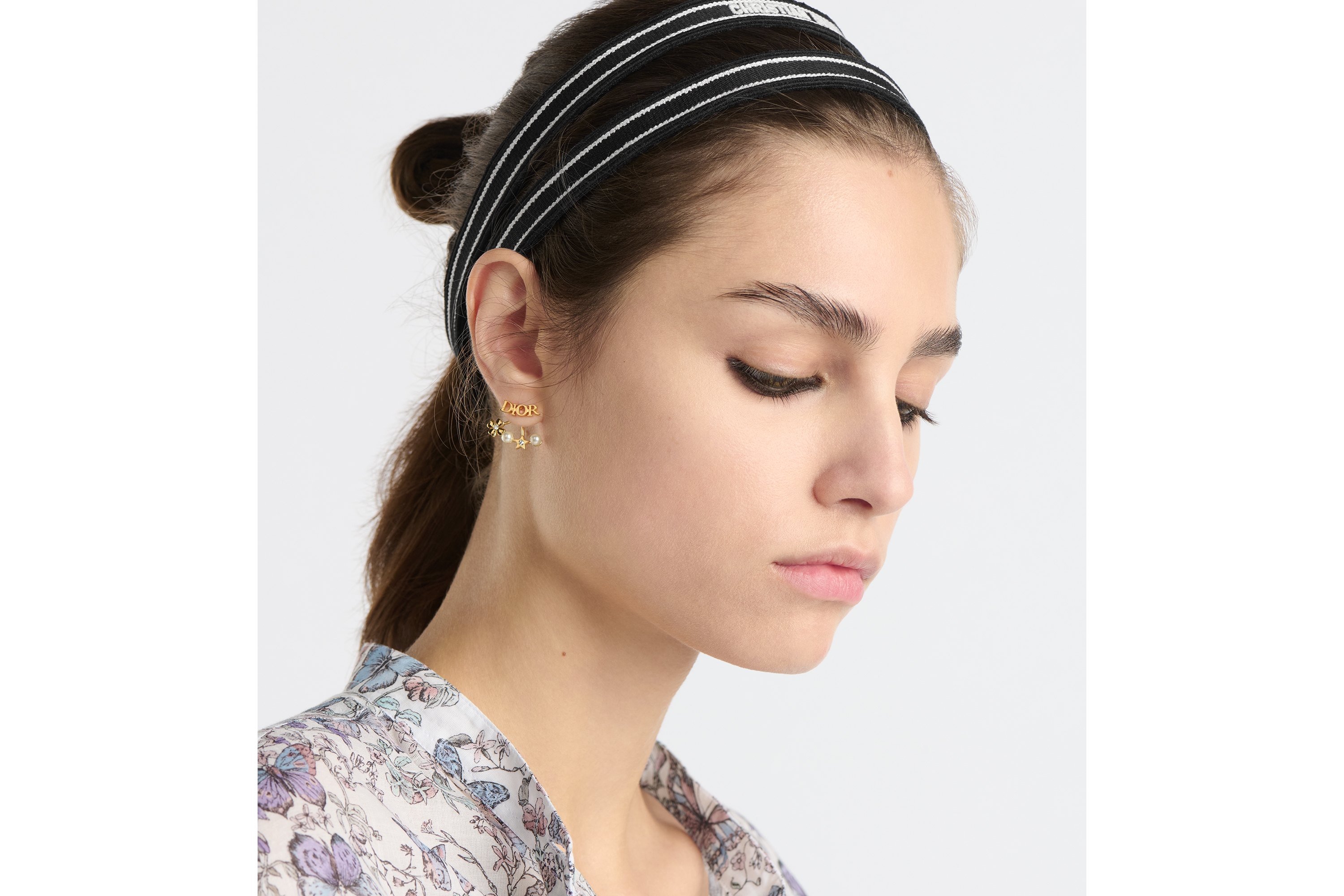 Dio(r)evolution Earrings Gold-Finish Metal with White Resin Pearls and ...