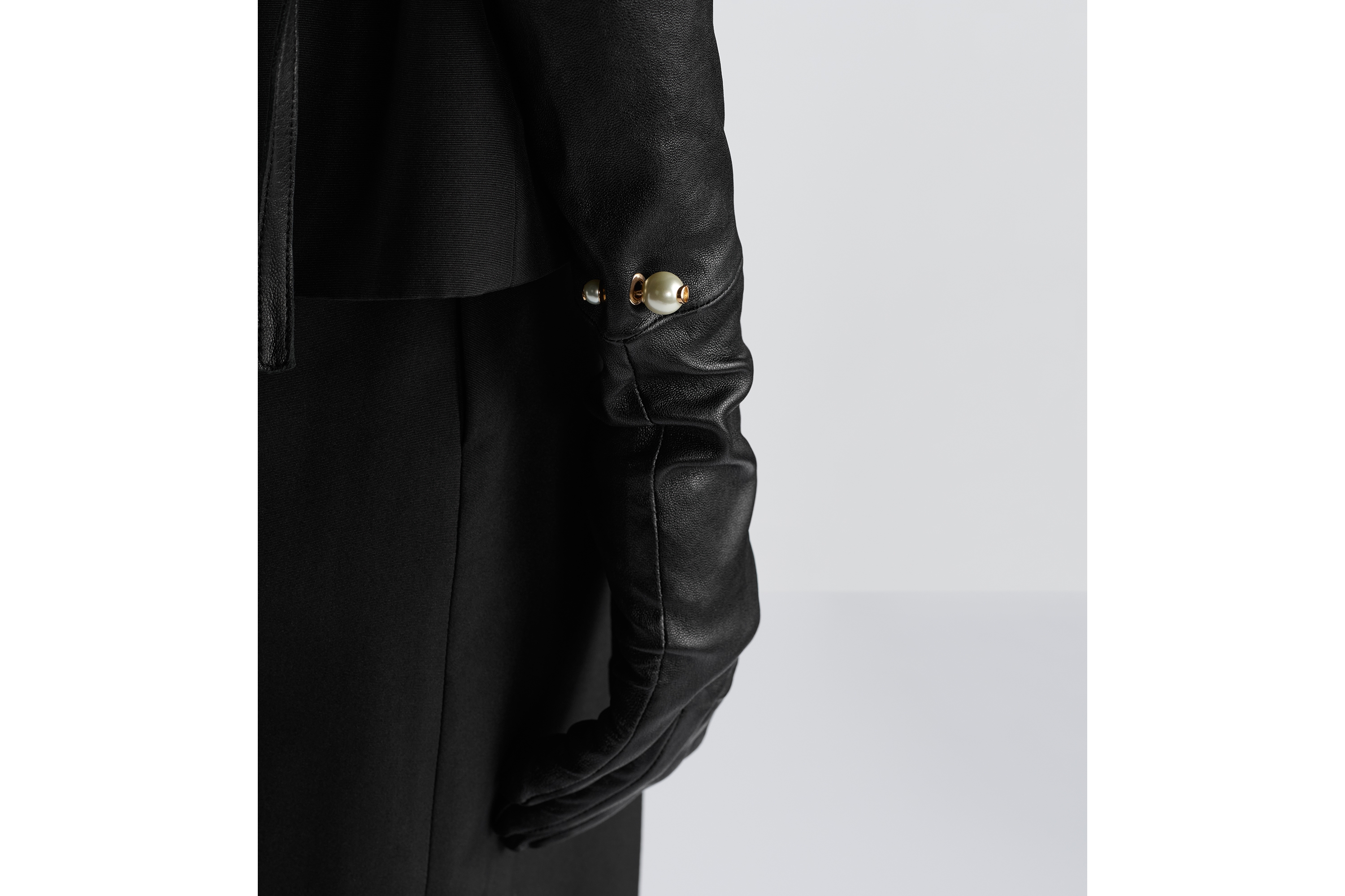 Dior Tribales Long Gloves Black Stretch Lambskin | DIOR