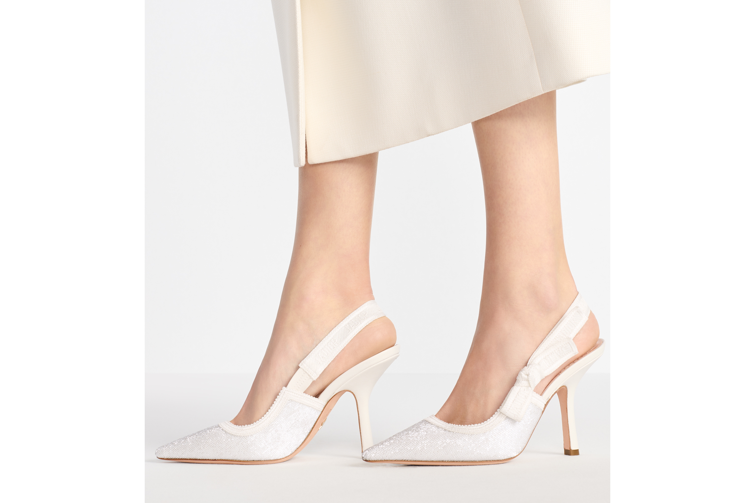 J'Adior Slingback Pump White Embroidered Cotton and Microbeads | DIOR