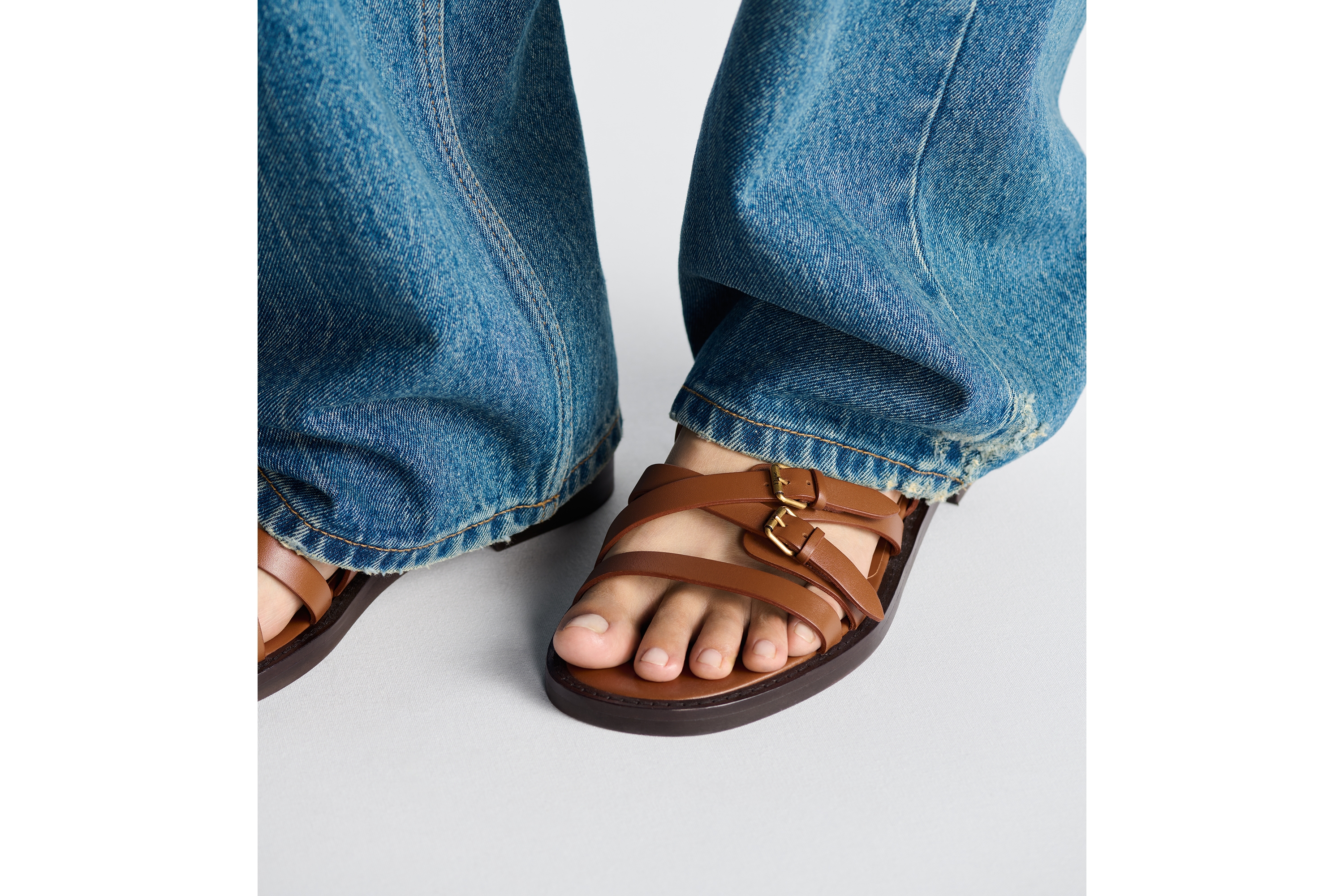 L'Amazone Dior Sandal Camel Calfskin | DIOR