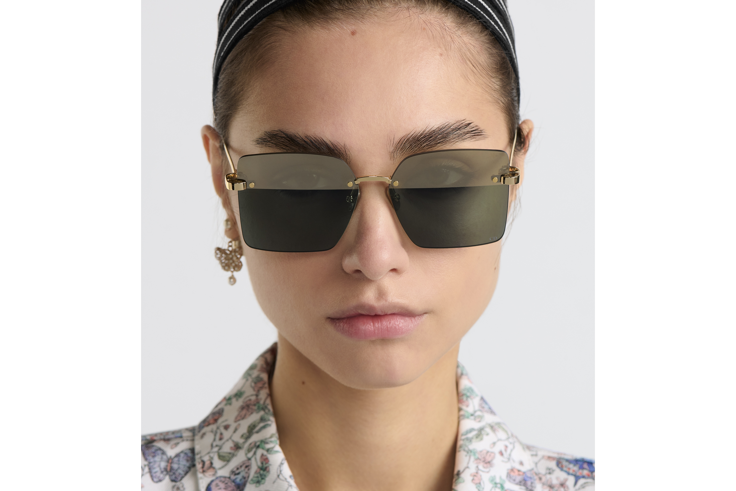 CDior S3U Two-Tone Mirrored-Effect Ivory and Green Square Sunglasses | DIOR
