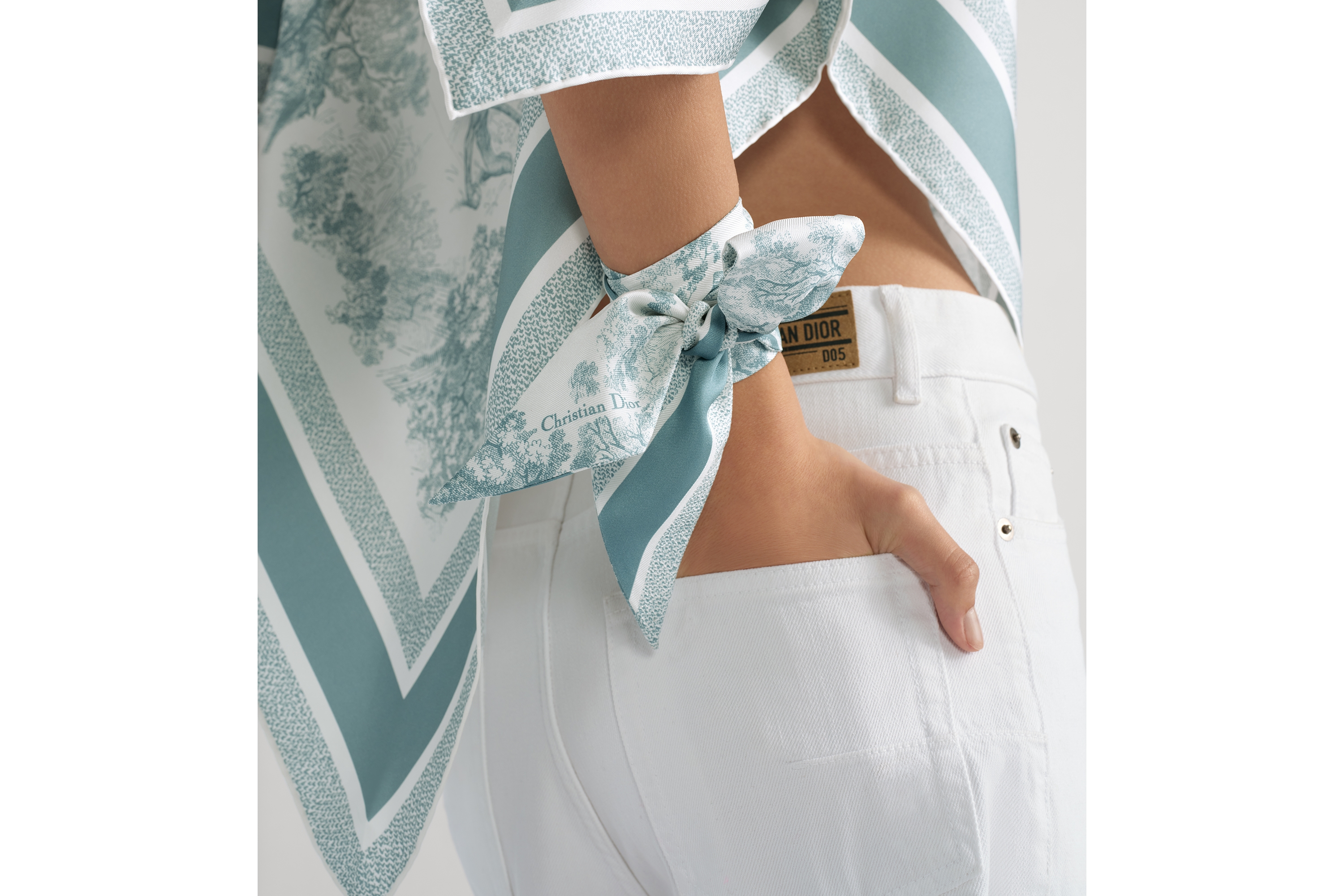 Pañuelo Mitzah Dioriviera Toile de Jouy Sauvage Sarga de seda blanca y ...