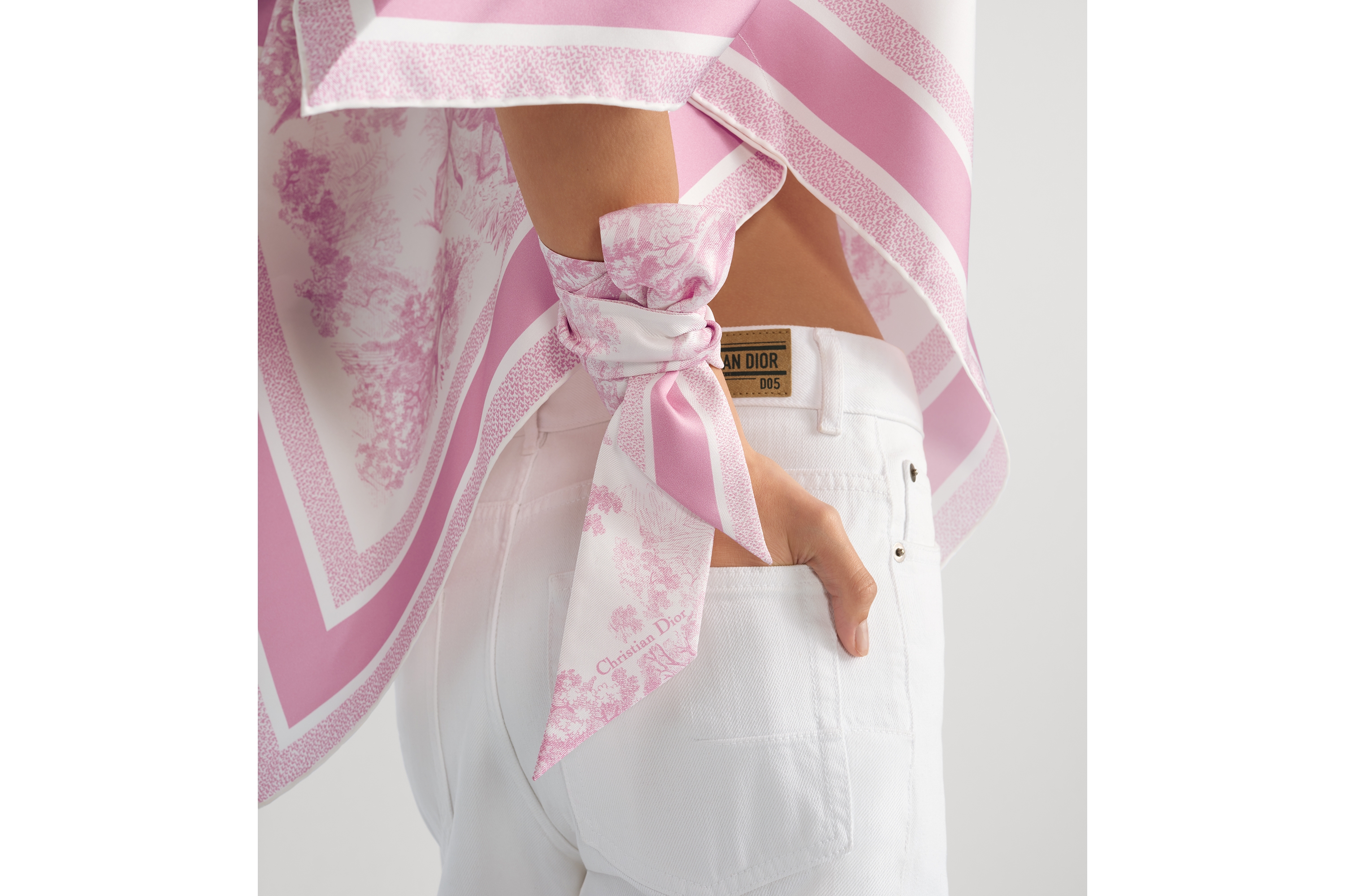 Dioriviera Toile de Jouy Sauvage Mitzah Scarf White and Candy Pink Silk ...