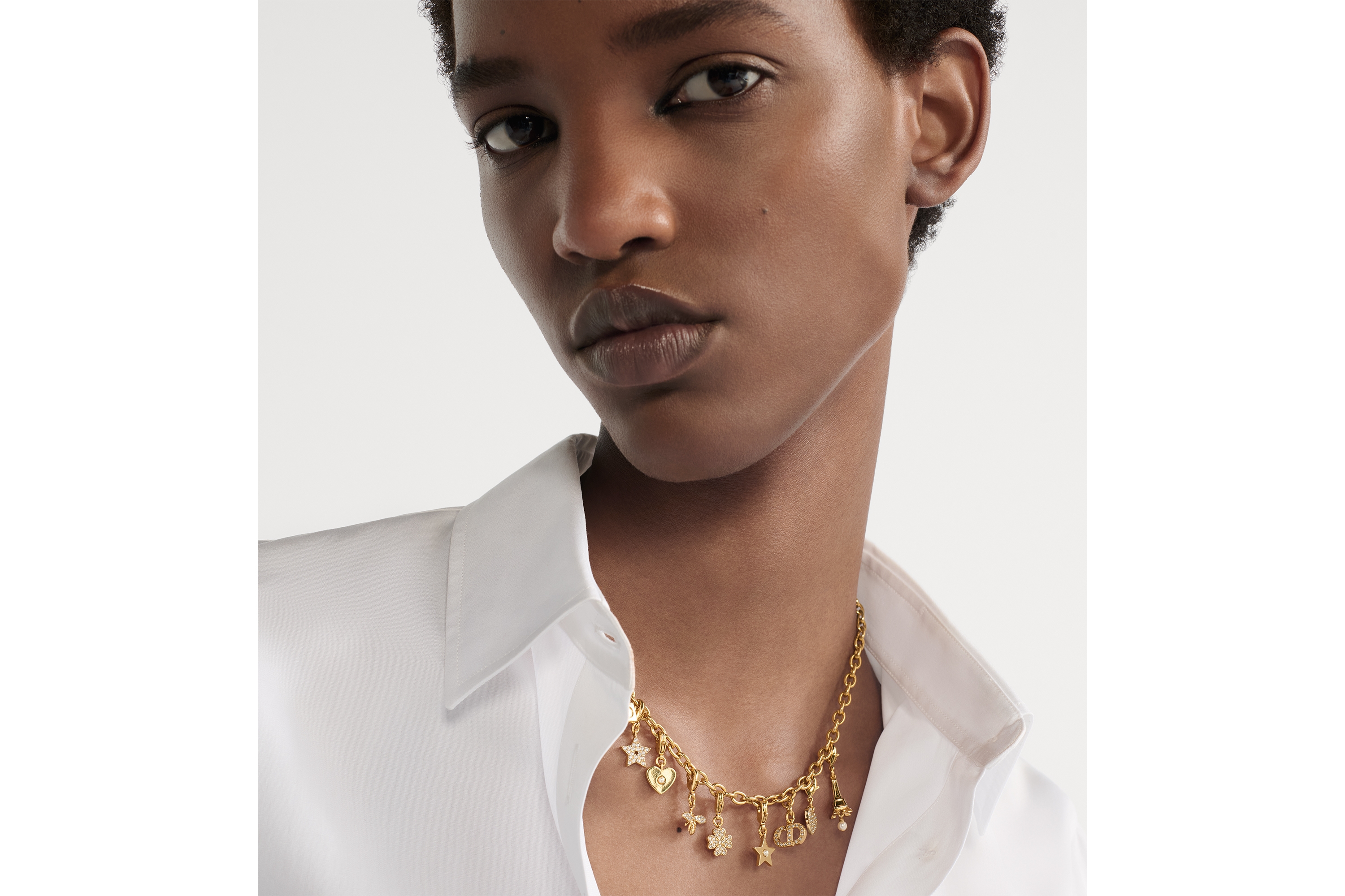 Collier Dior Lucky Métal finition dorée et cristaux argentés | DIOR