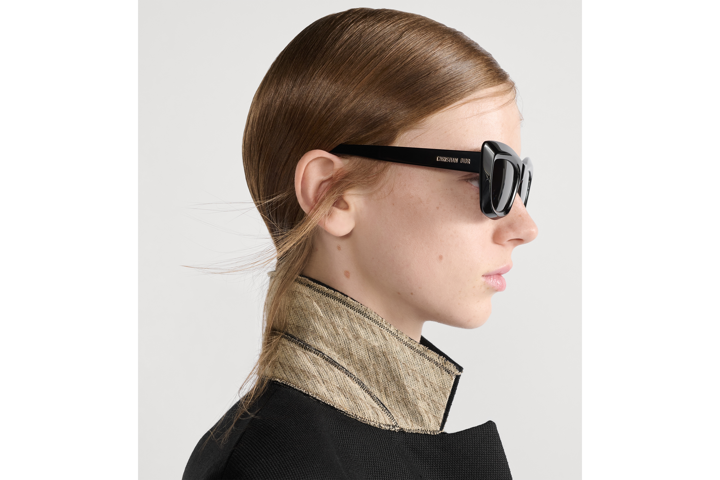 DiorMidnight B3F Black Butterfly Sunglasses | DIOR