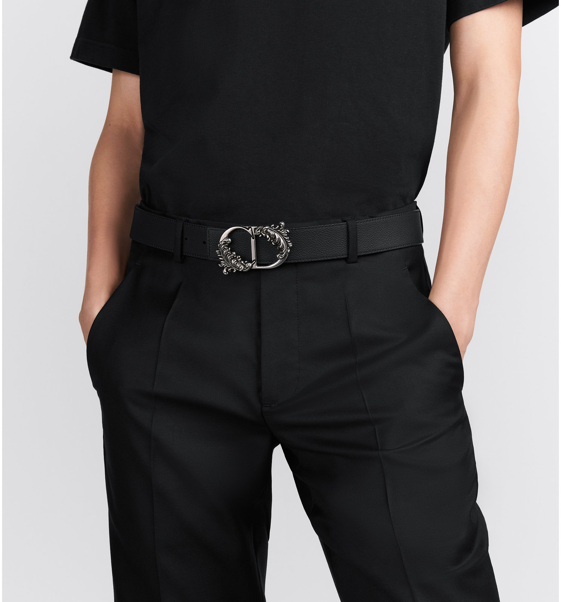 Fivela de cinto CD Baroque com penas Metal com acabamento em rutênio e ...