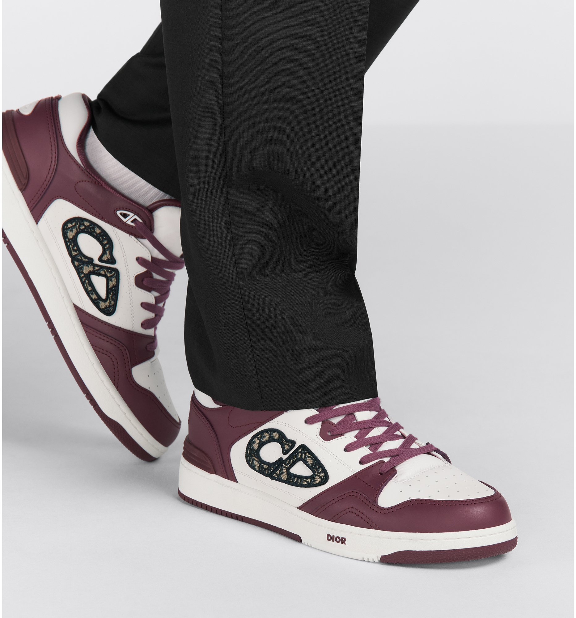 Sneaker bassa B57 Pelle di vitello liscia bordeaux e bianca con jacquard Dior Oblique beige e ...