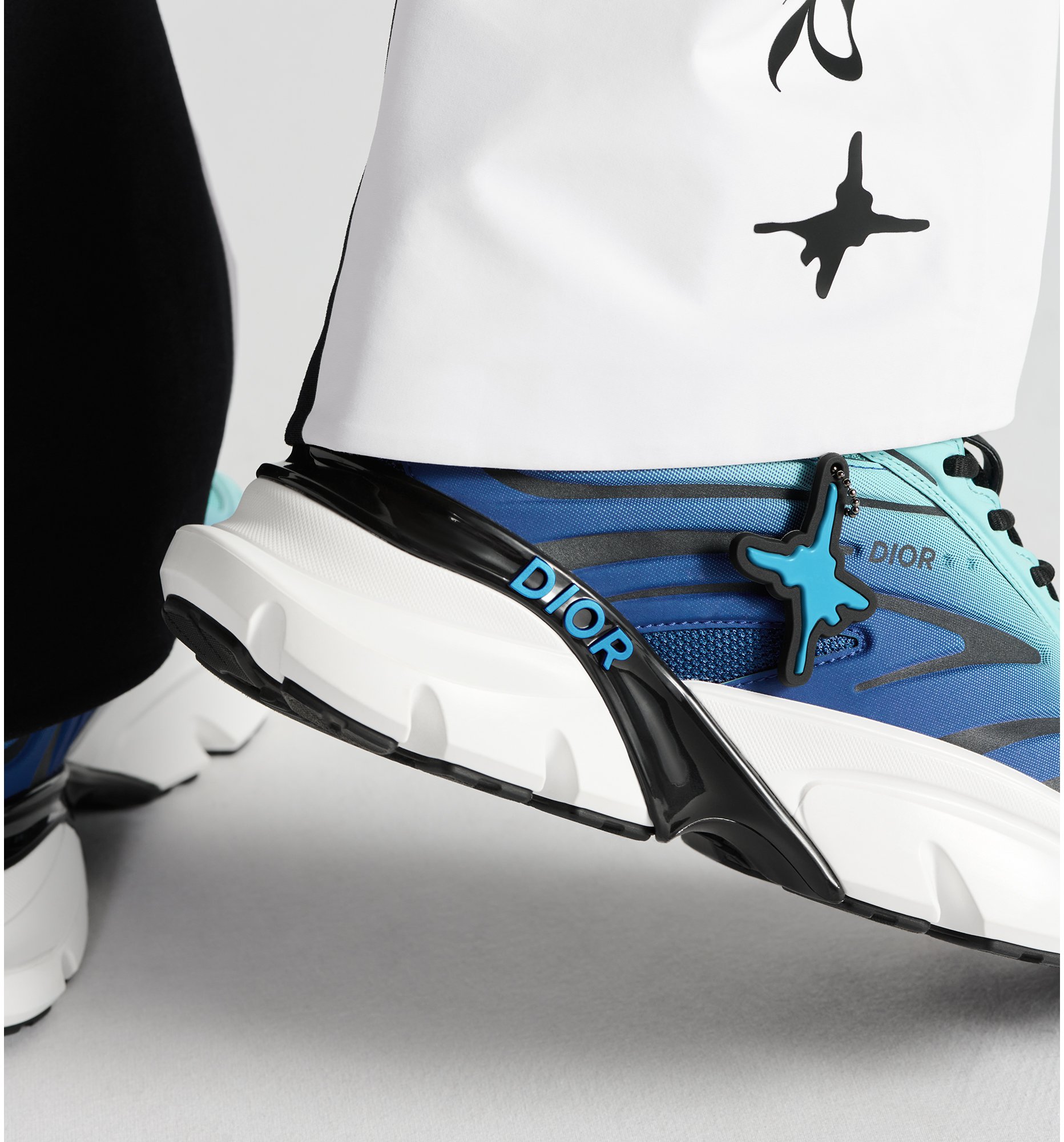 Sneaker B44 Blade DIOR AND LEWIS HAMILTON – ÉDITION LIMITÉE ET NUMÉROTÉE Maille technique bleu ...