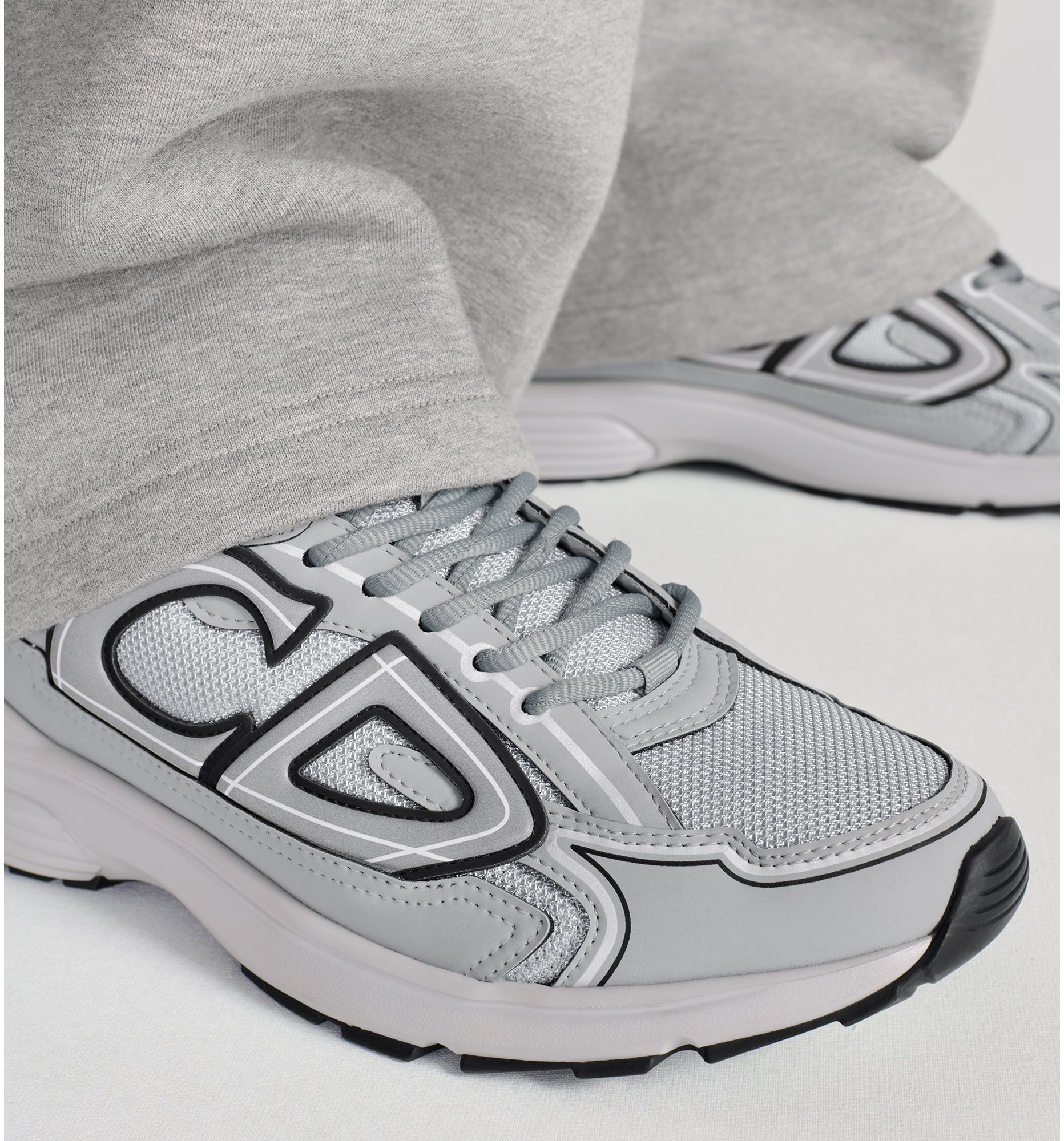 B30 Countdown Sneaker Mesh in Dior Grau und Funktionsstoff in Dior Grau | DIOR