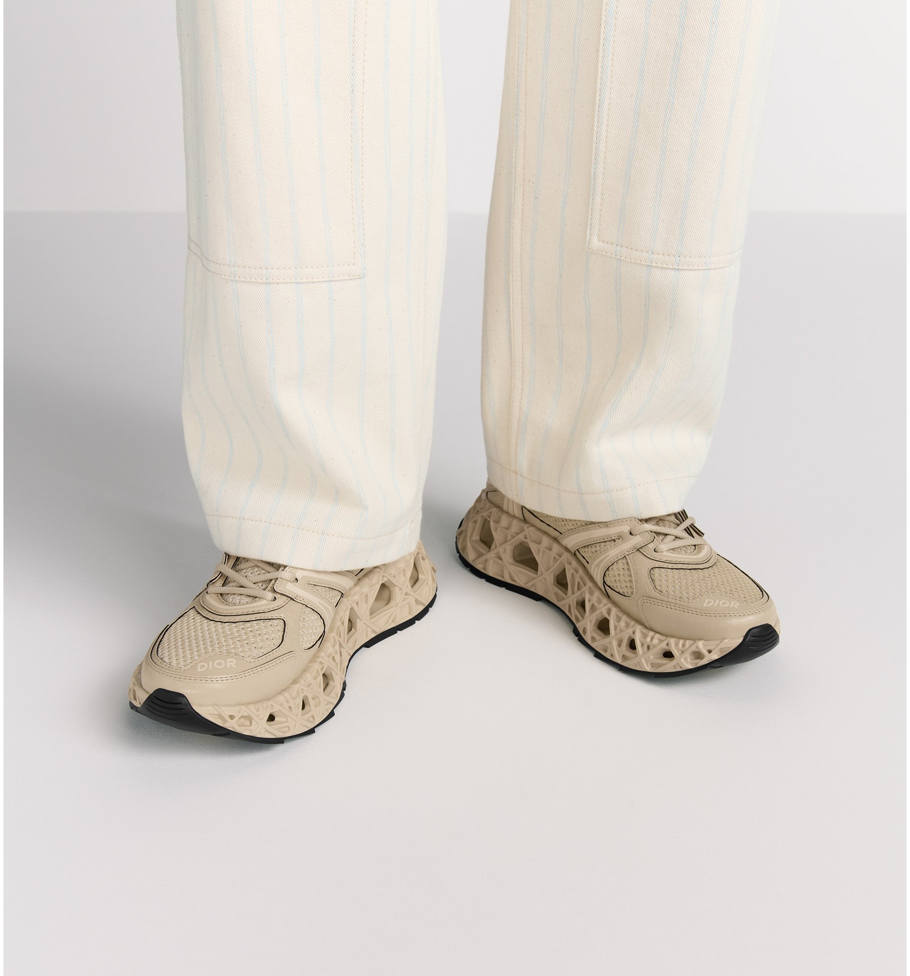 B35 NXXT Sneaker Beige Technical Fabric and Beige Technical Mesh | DIOR