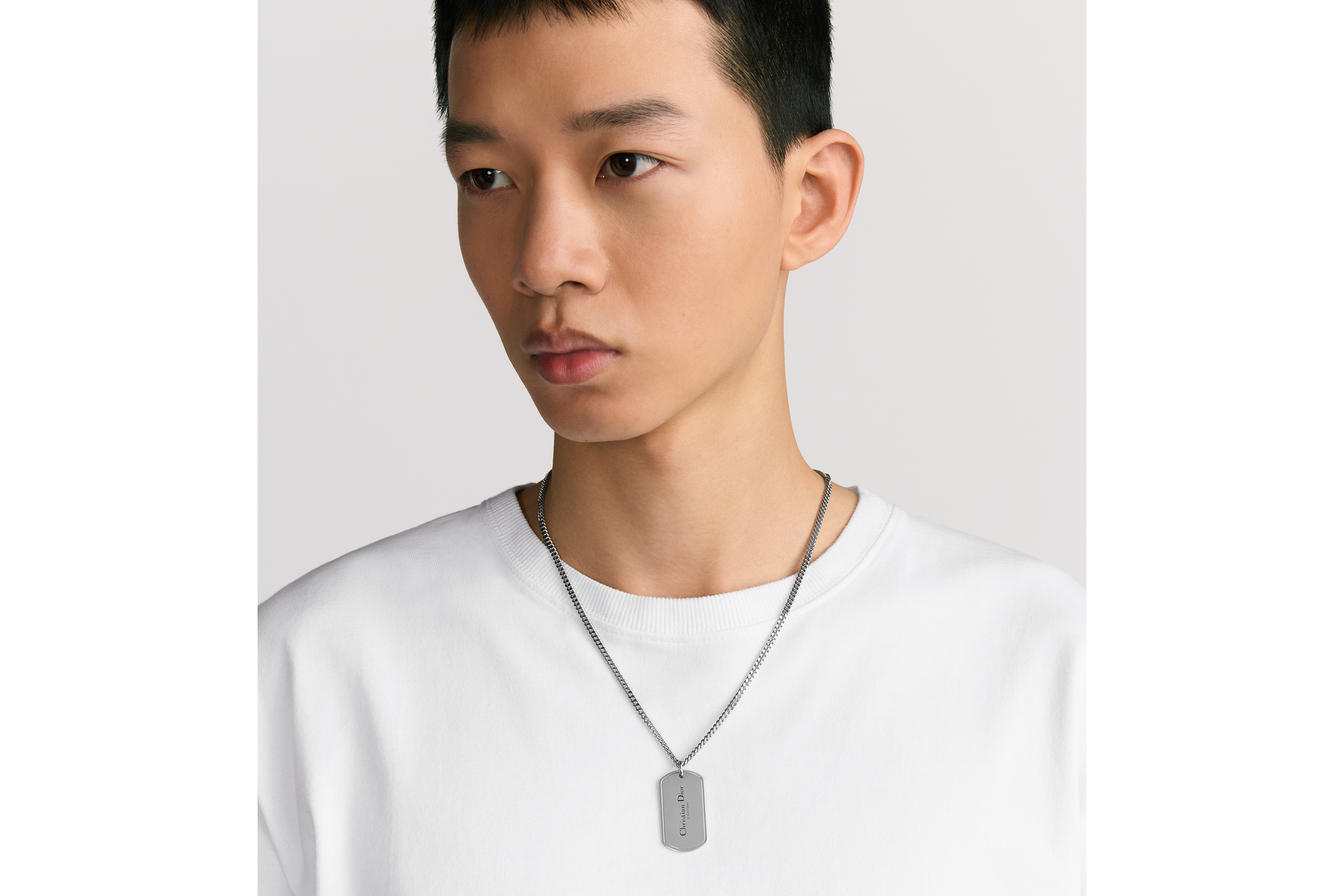 CD Couture Plate Pendant Necklace Silver-Finish Brass | DIOR