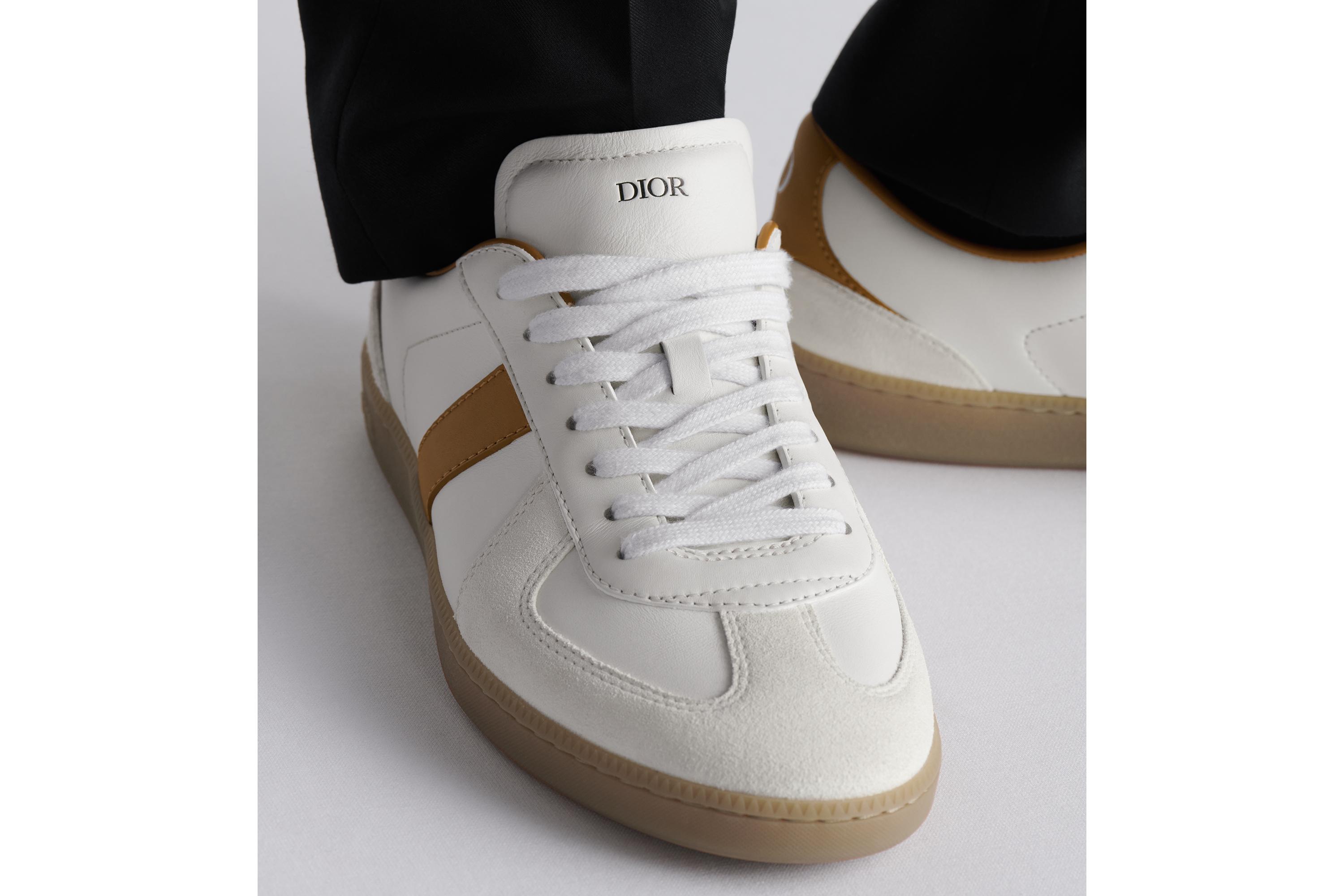 B01 Matchpoint Sneaker Cognac and White Smooth Calfskin with White Suede | DIOR