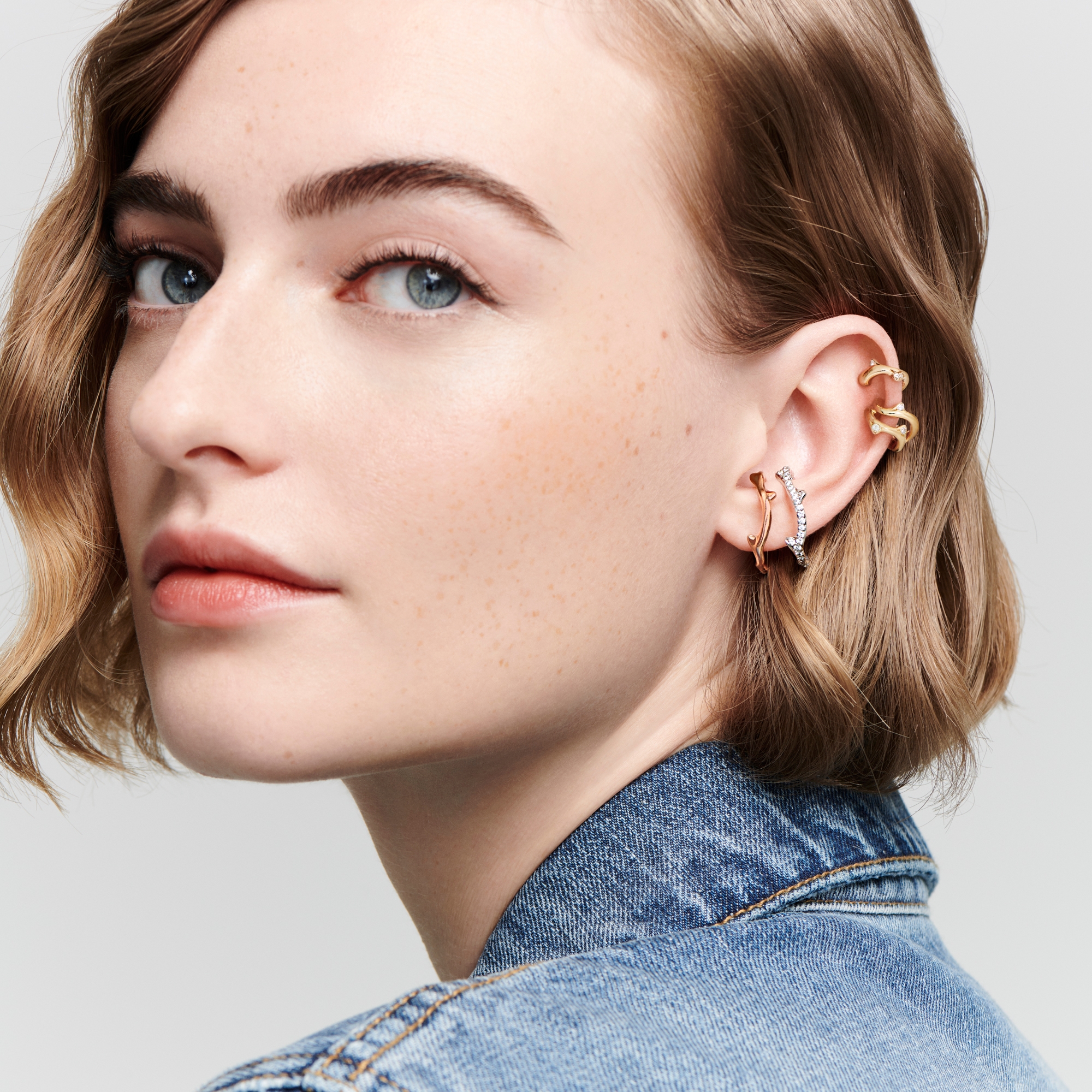 Bois de Rose Single Ear Cuff Pink Gold | DIOR
