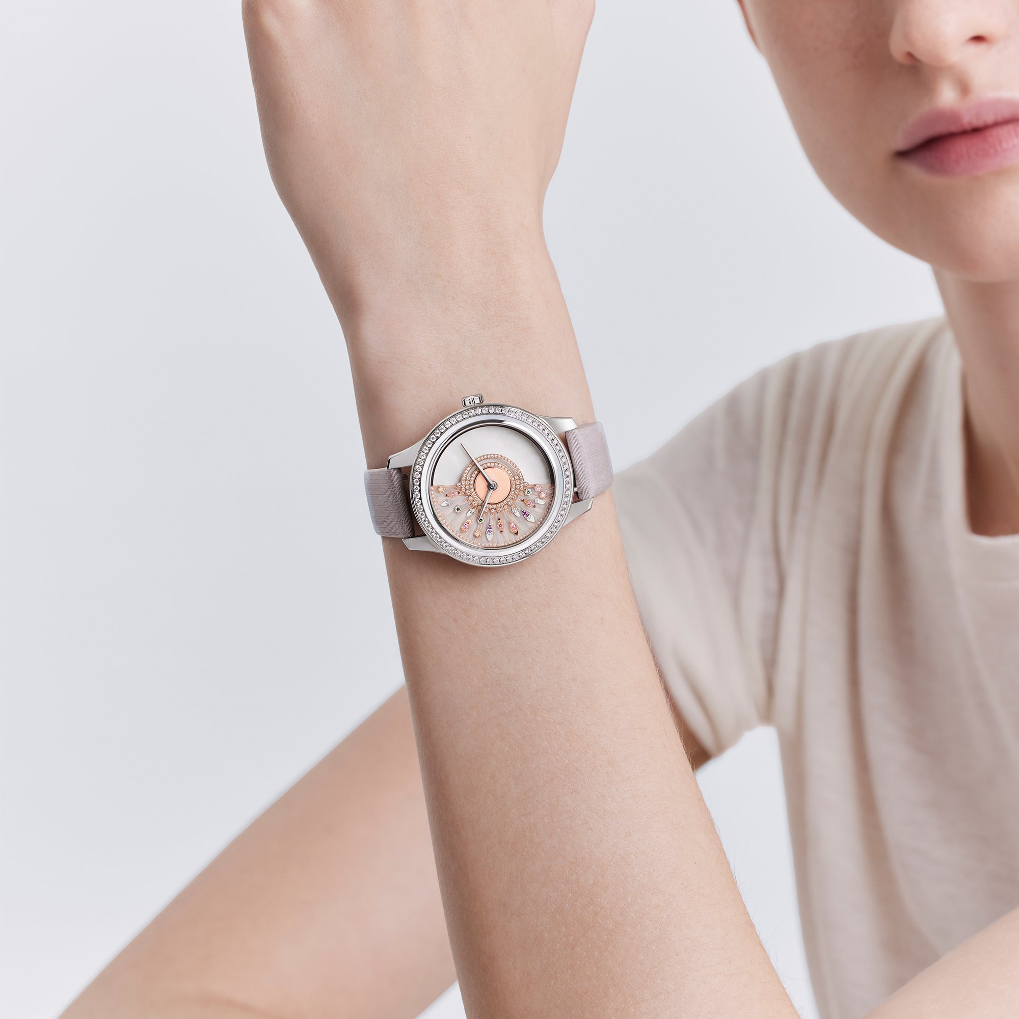 Dior Grand Bal Plumes Précieuses Pastel Ø 36 mm, Automatic Movement ...