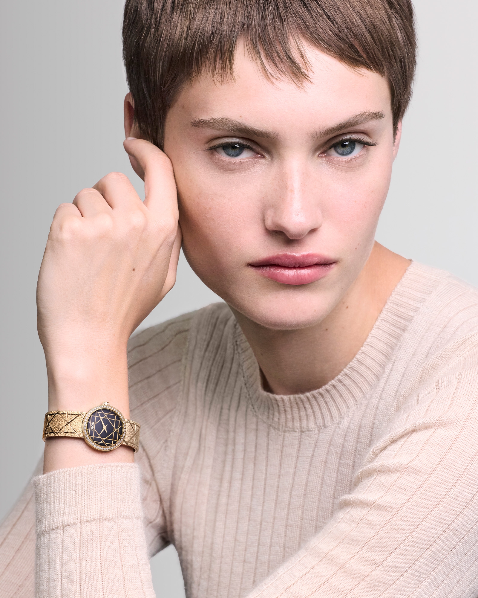 La D My Dior Ø 25 mm, Yellow Gold, Black Lacquer and Diamonds | DIOR