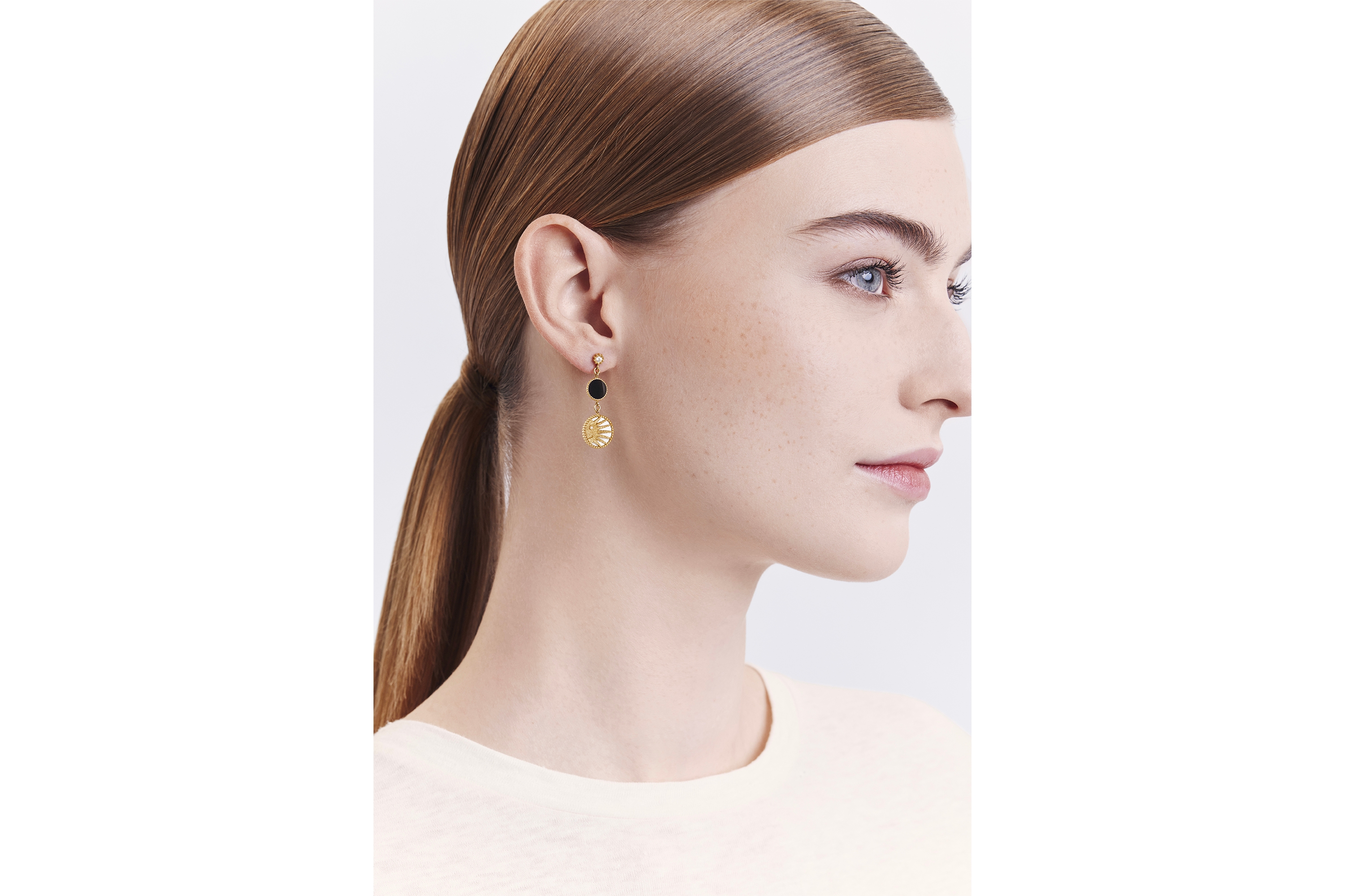 Rose des Vents and Rose Céleste Earrings Yellow and White Gold, Diamond, Mother-of-Pearl and ...